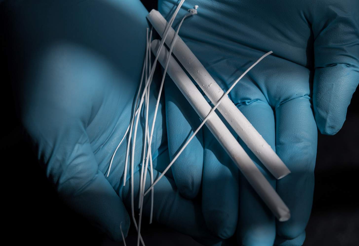 New liquid discovery could stop bodies from rejecting medical implants ...