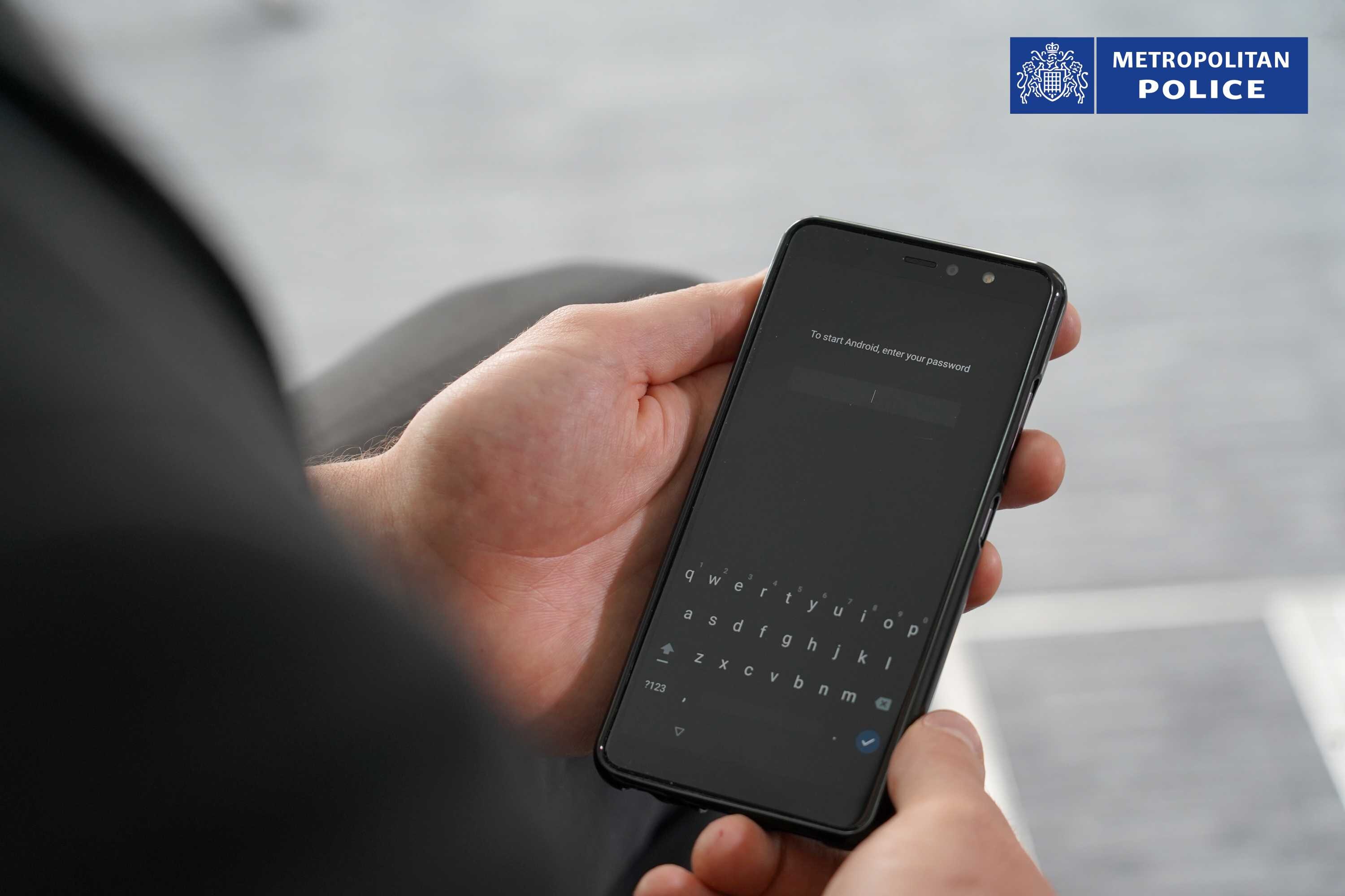 UK police hack encrypted phone chat network to arrest 'untouchable ...