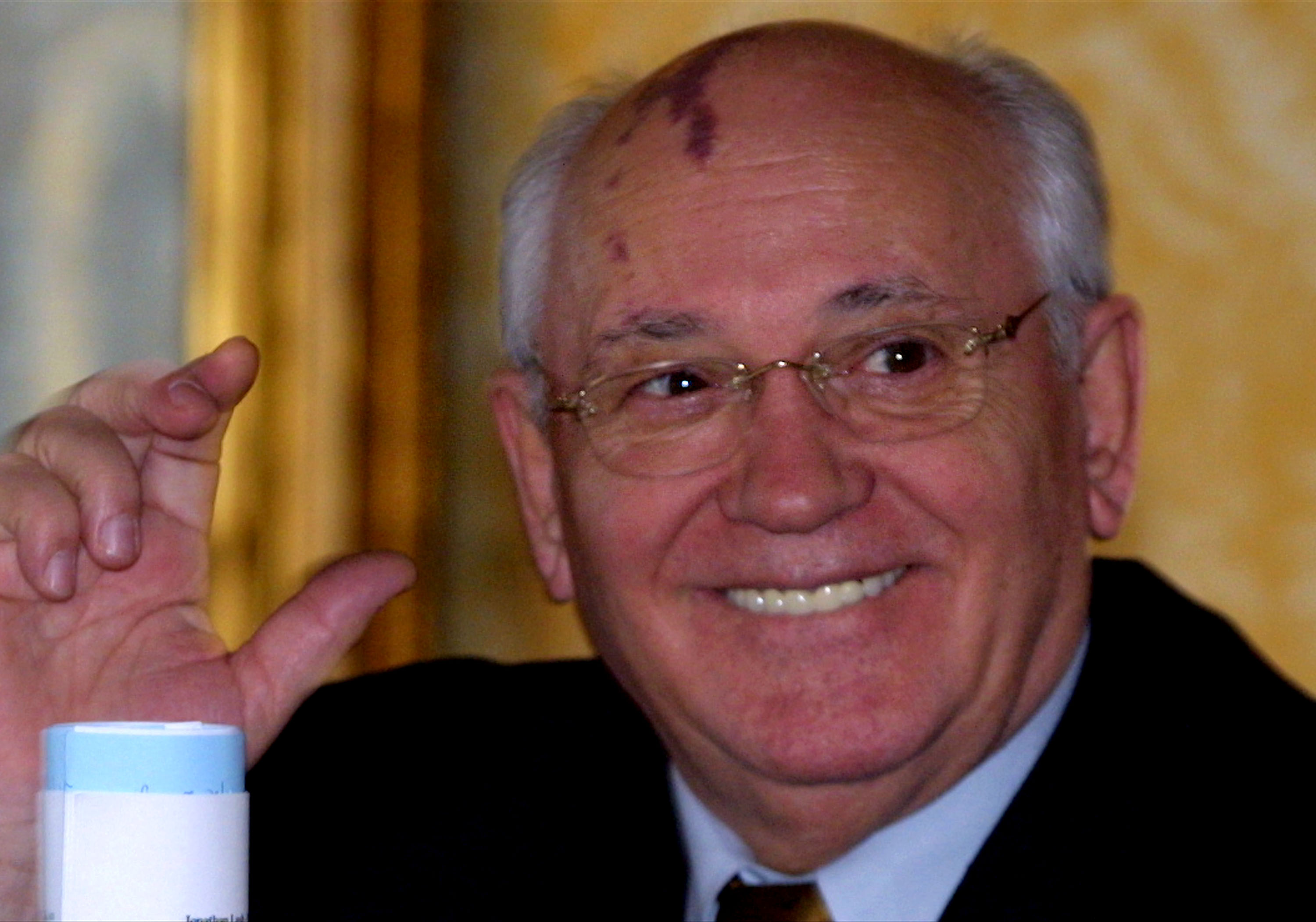 Gorbachev and the Pizza Hut ad - ABC listen