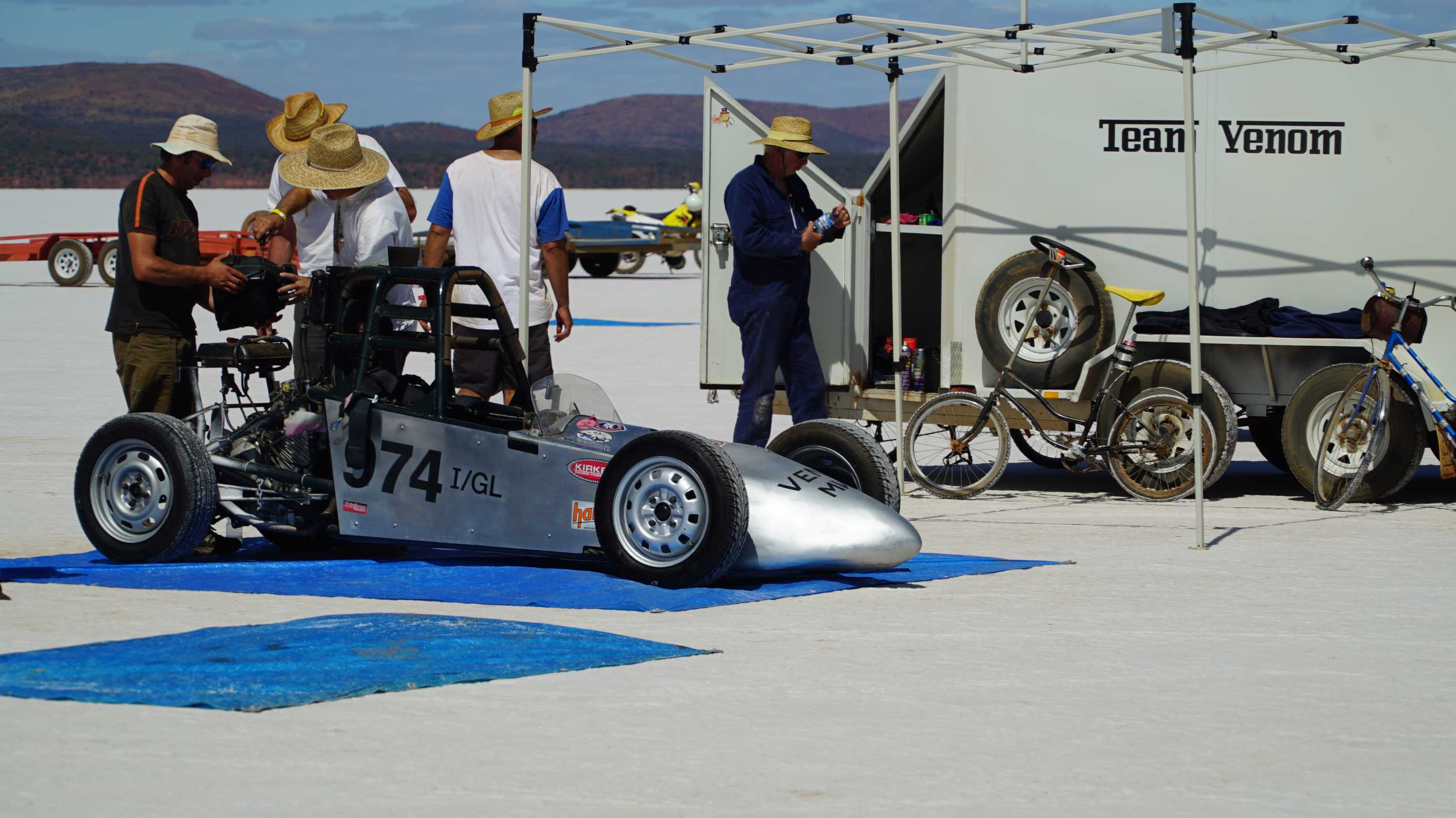 Speed Week winds up at Lake Gairdner - ABC listen