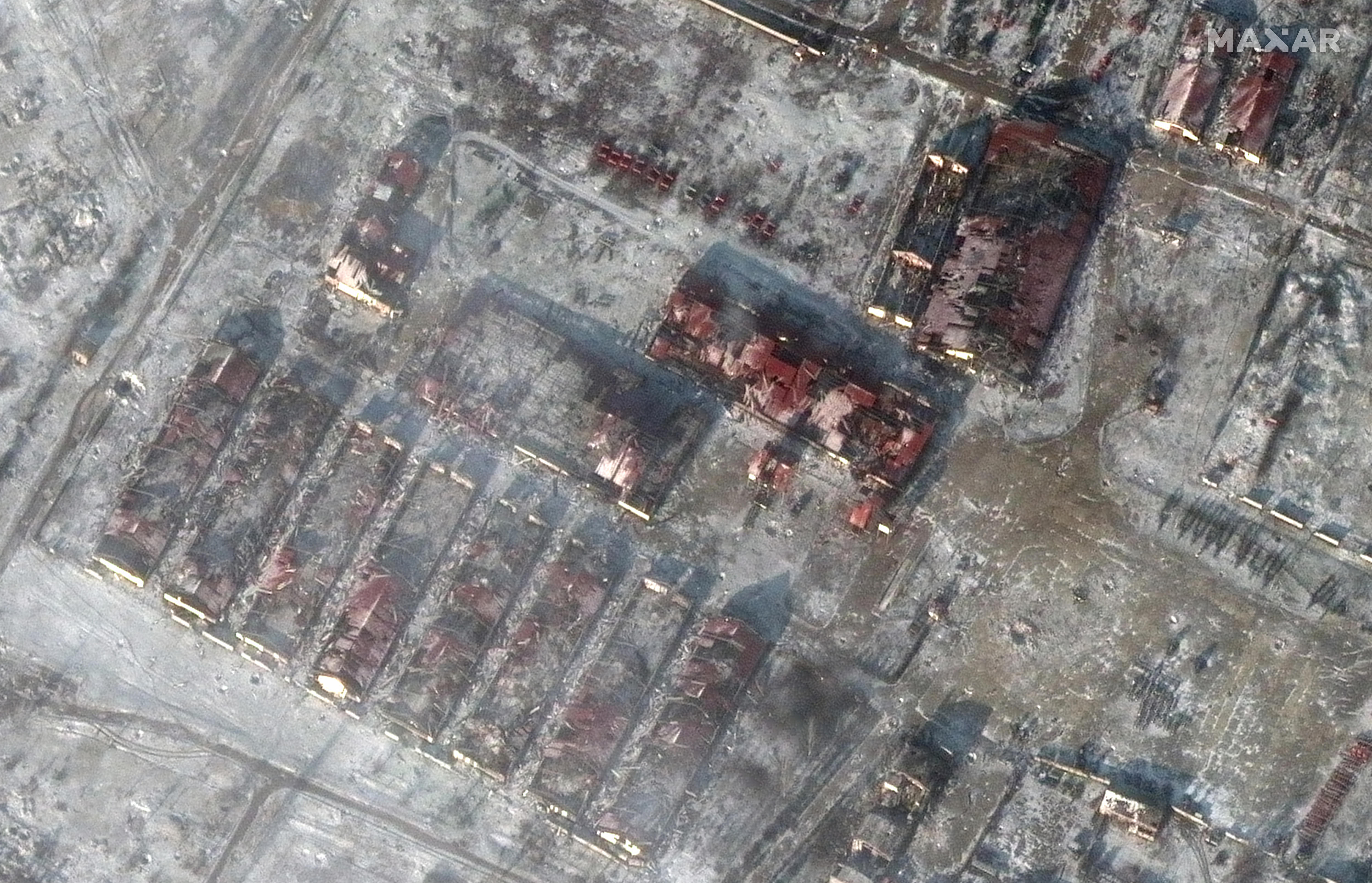Satellite images taken five months apart show destruction of war in ...