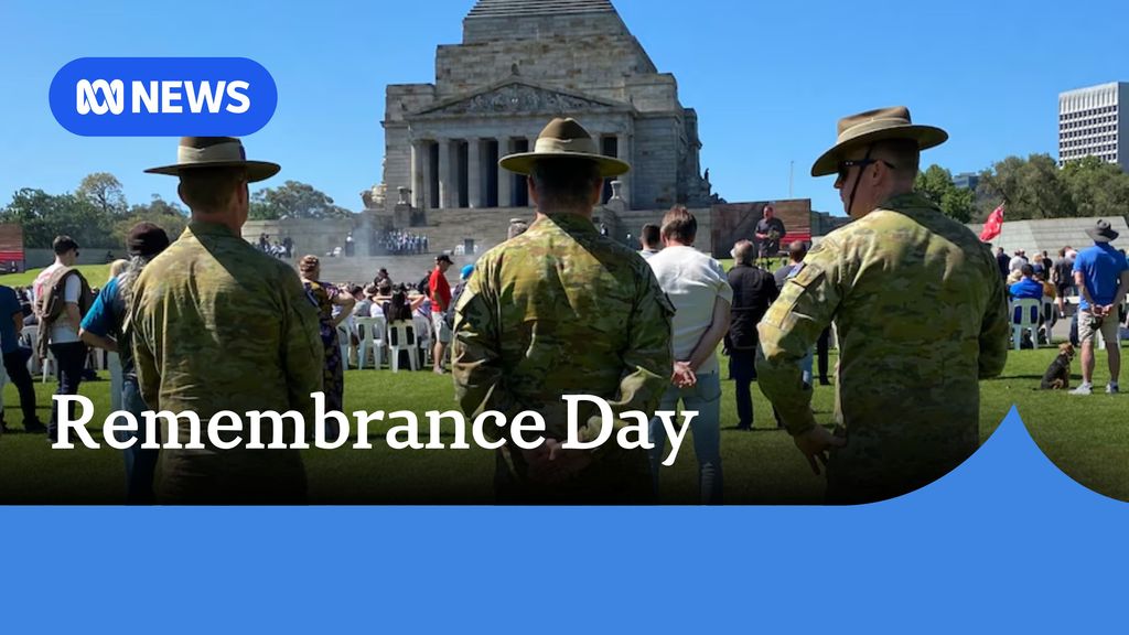 Oprah brings 10 first-time voters on stage at Kamala Harris's final ...