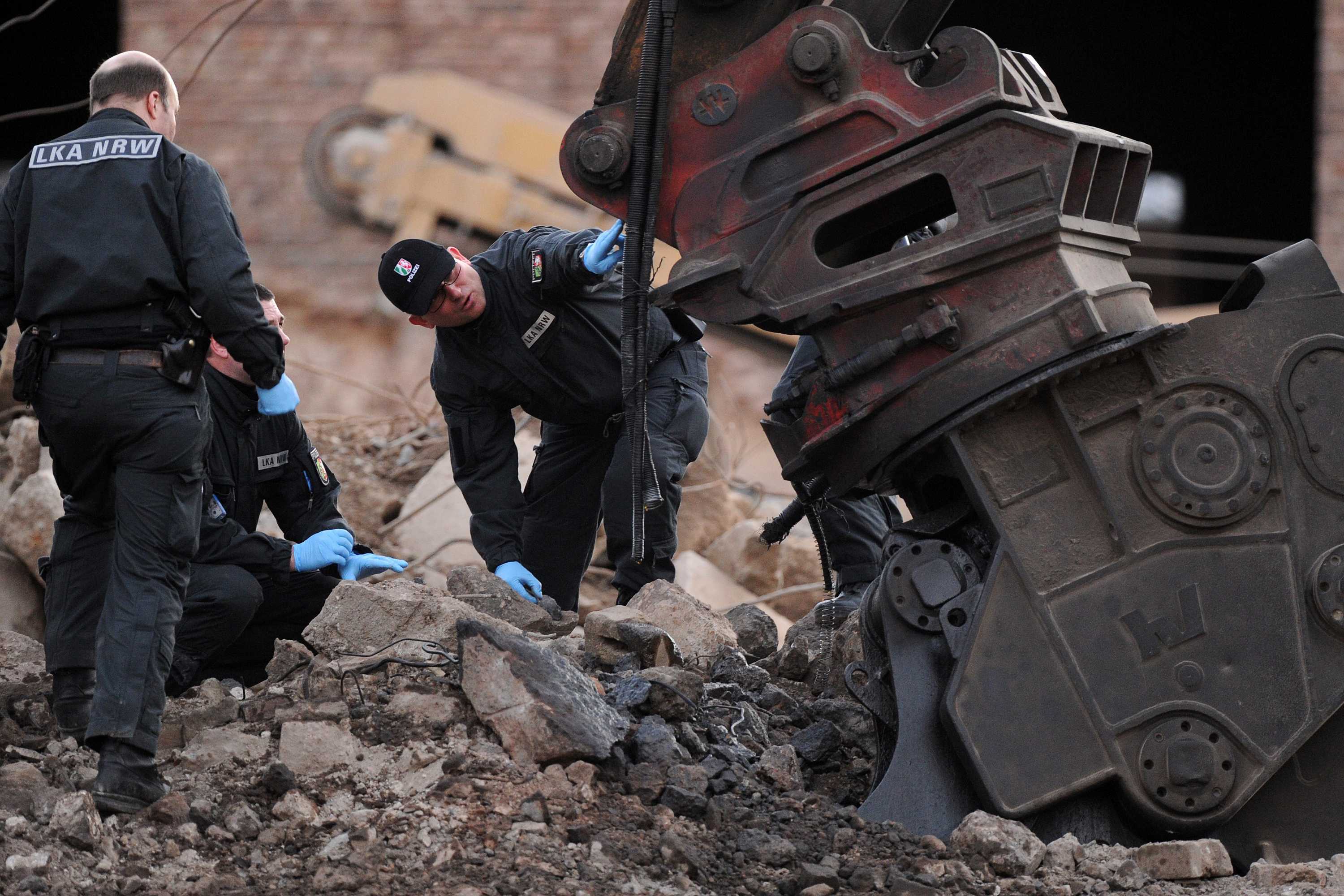 World War II bomb explodes in central Munich, injuring four people ...