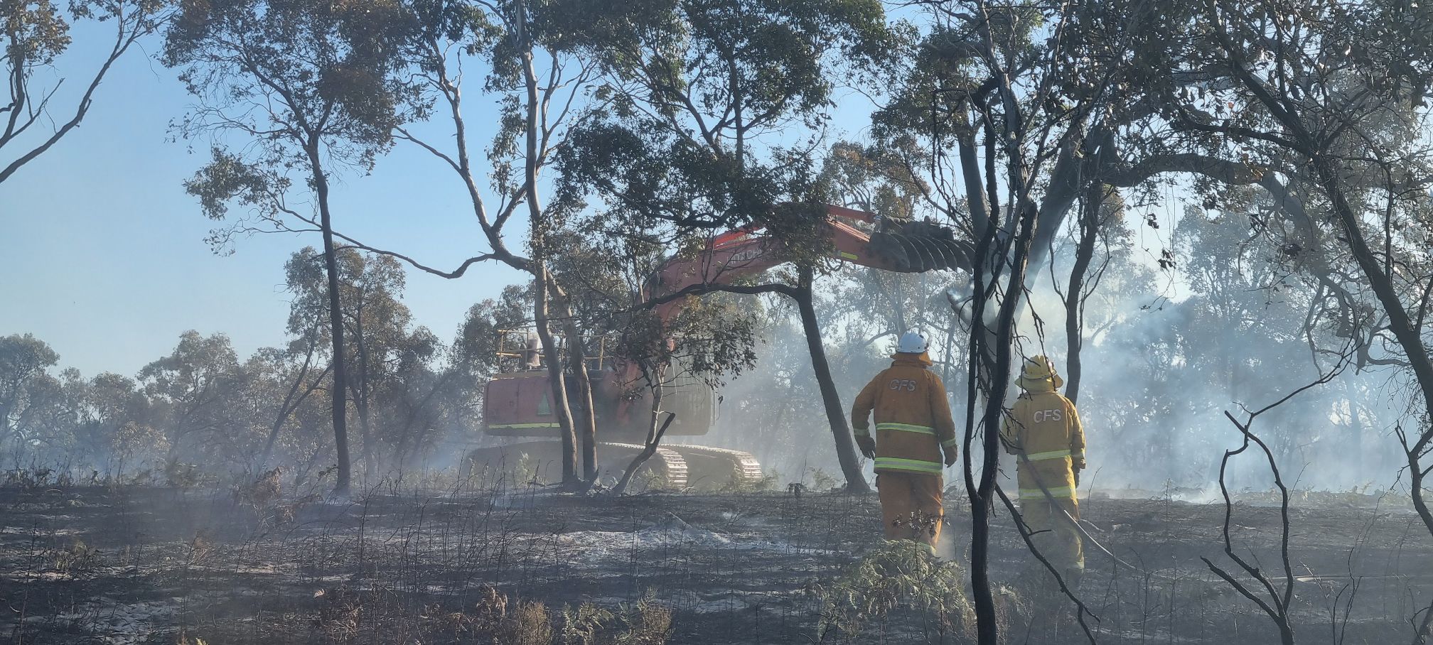 Bushfire burning in scrubland in northern fringe of Naracoorte now ...