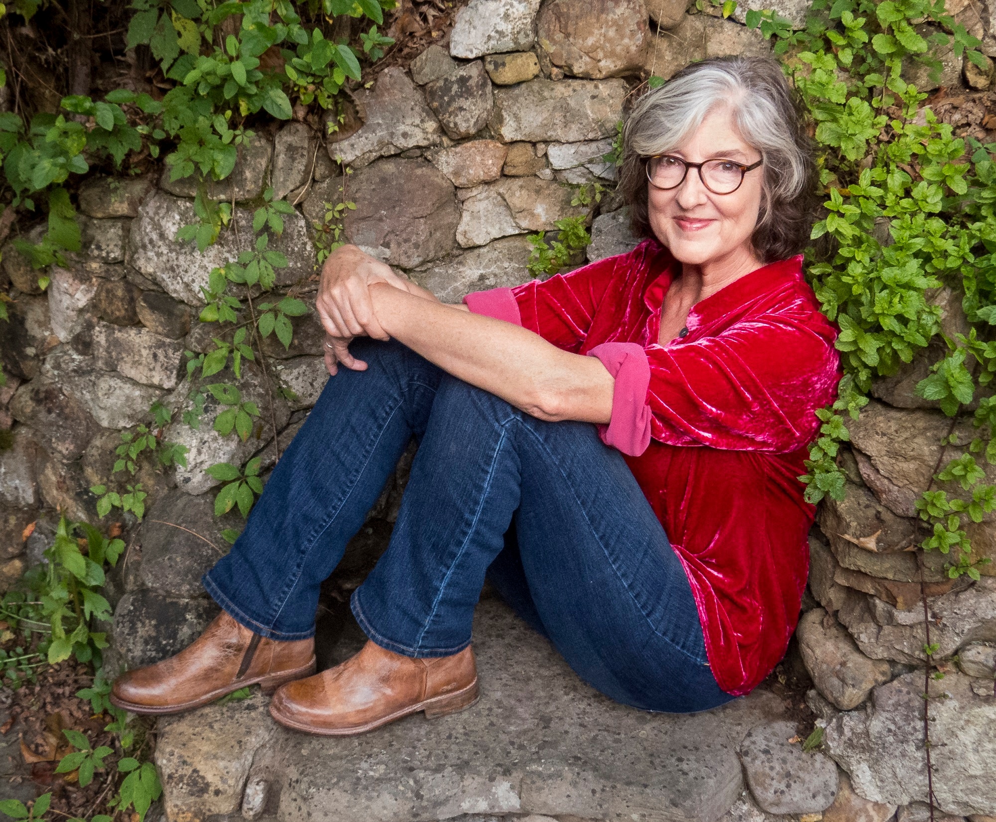 Barbara Kingsolver returns to Appalachia to tackle opioid crisis, in ...