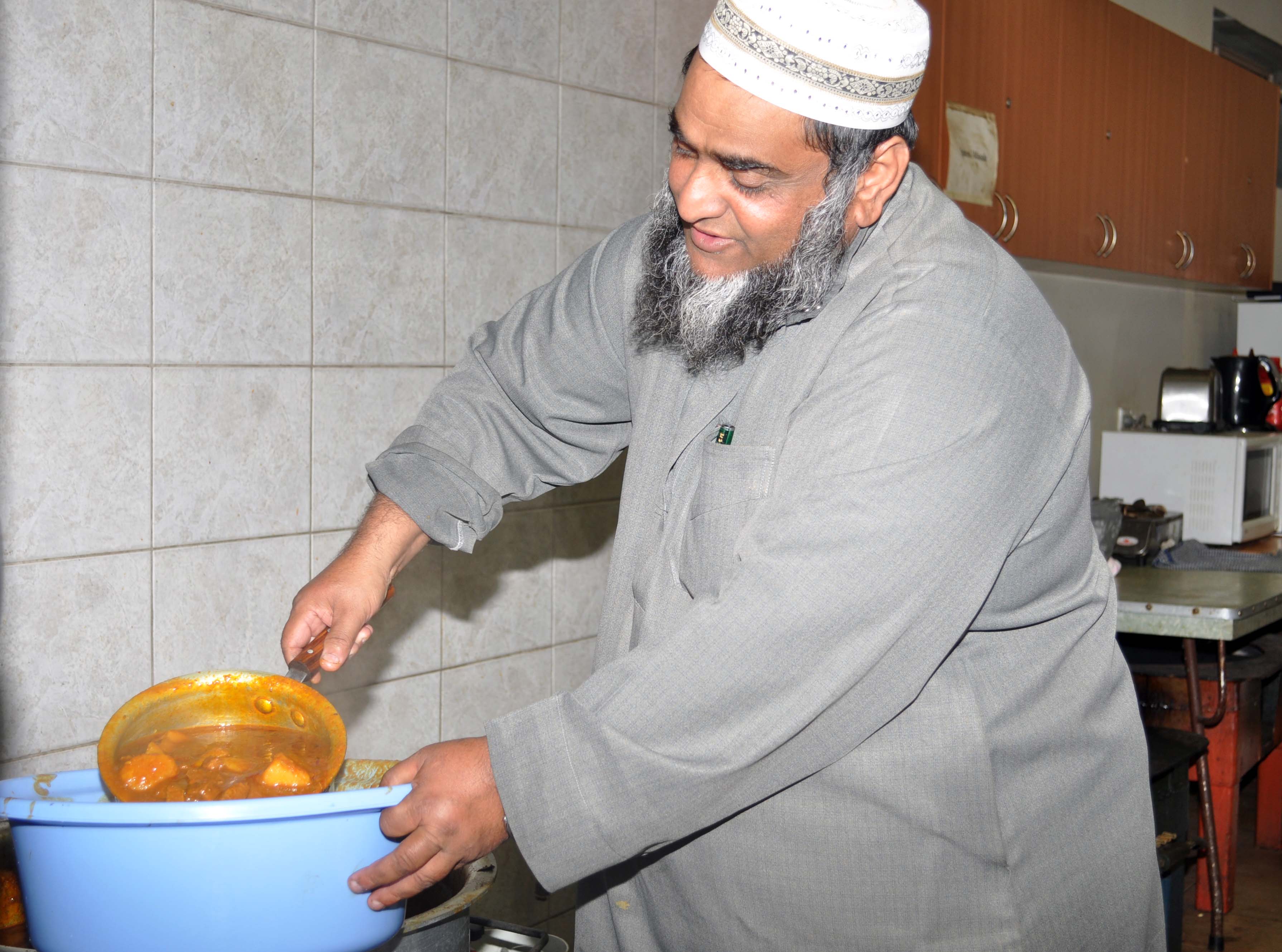 Fast and feast for Ramadan in Australia - ABC News