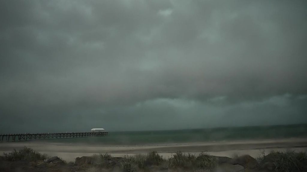 Time-lapse video of storm approaching South Australia - ABC News