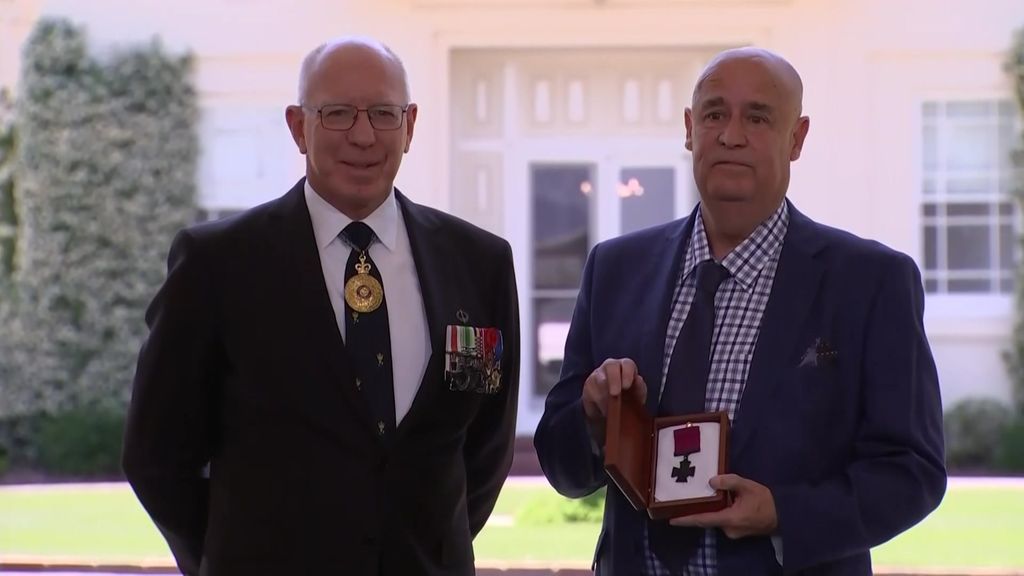 'Teddy' Sheean awarded posthumous Victoria Cross - ABC News
