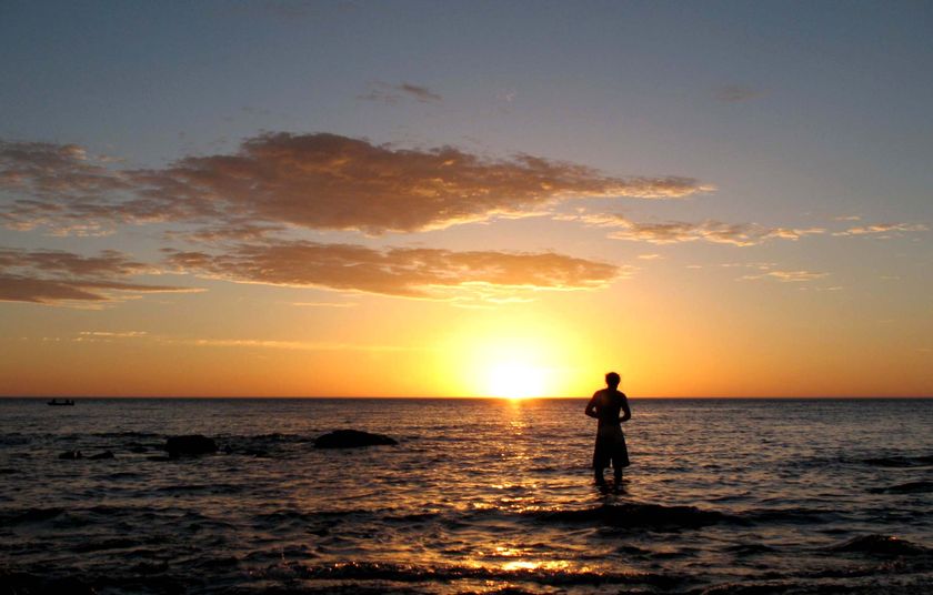 Samoa time zone jumps forward a day - ABC News