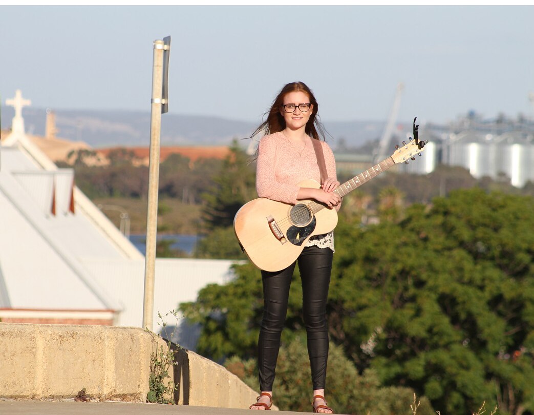 West Australian country singer Kate Hindle heads across Nullabor to ...