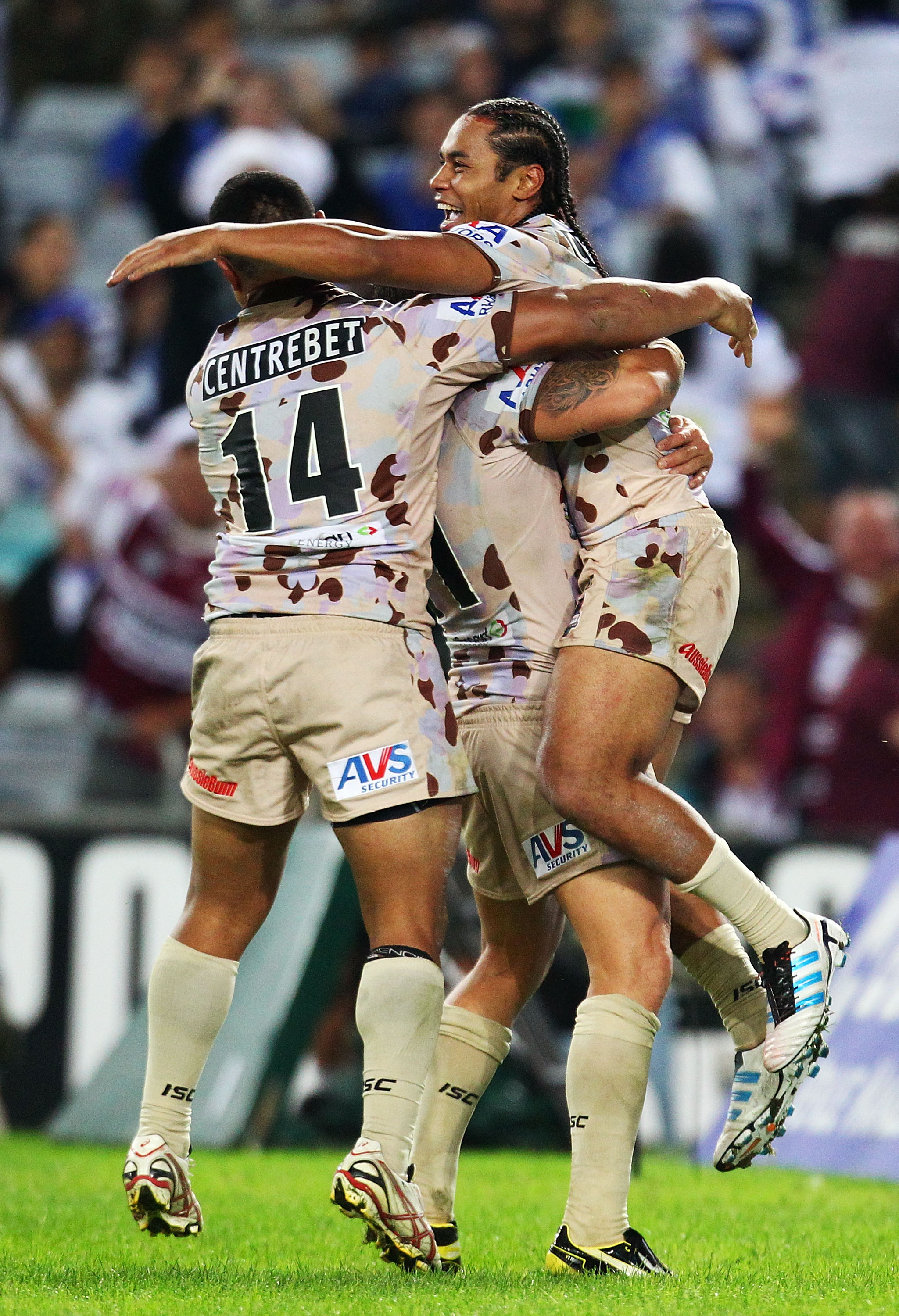 Sea Eagles escape Hasler's Dogs - ABC News