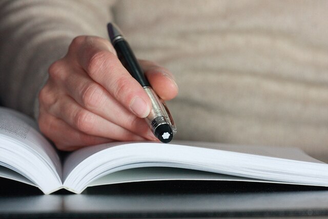 Study English S3 Ep14: General Training Reading - ABC Education