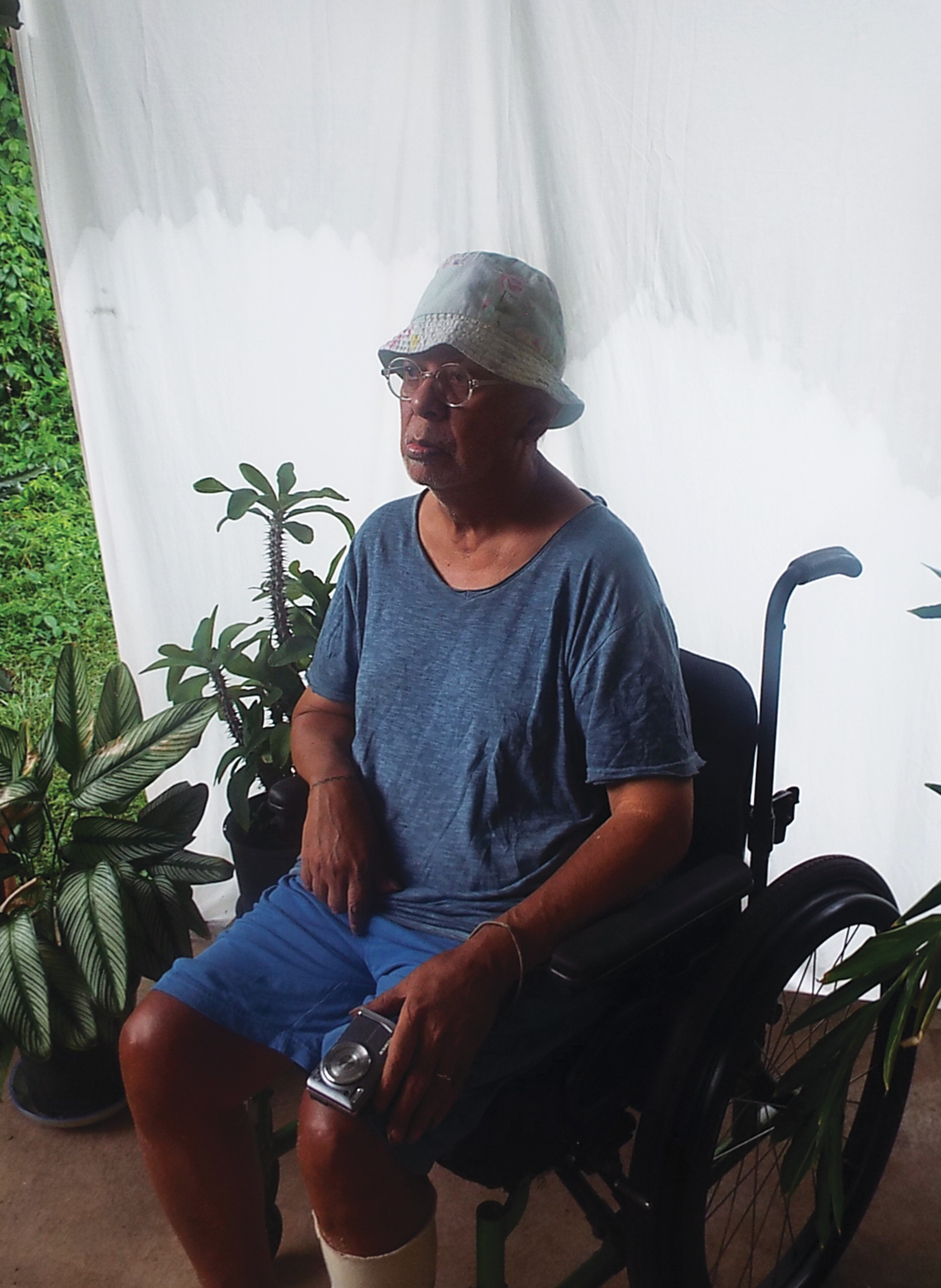 Larrakia artist Gary Lee explores male beauty in new NT gallery ...