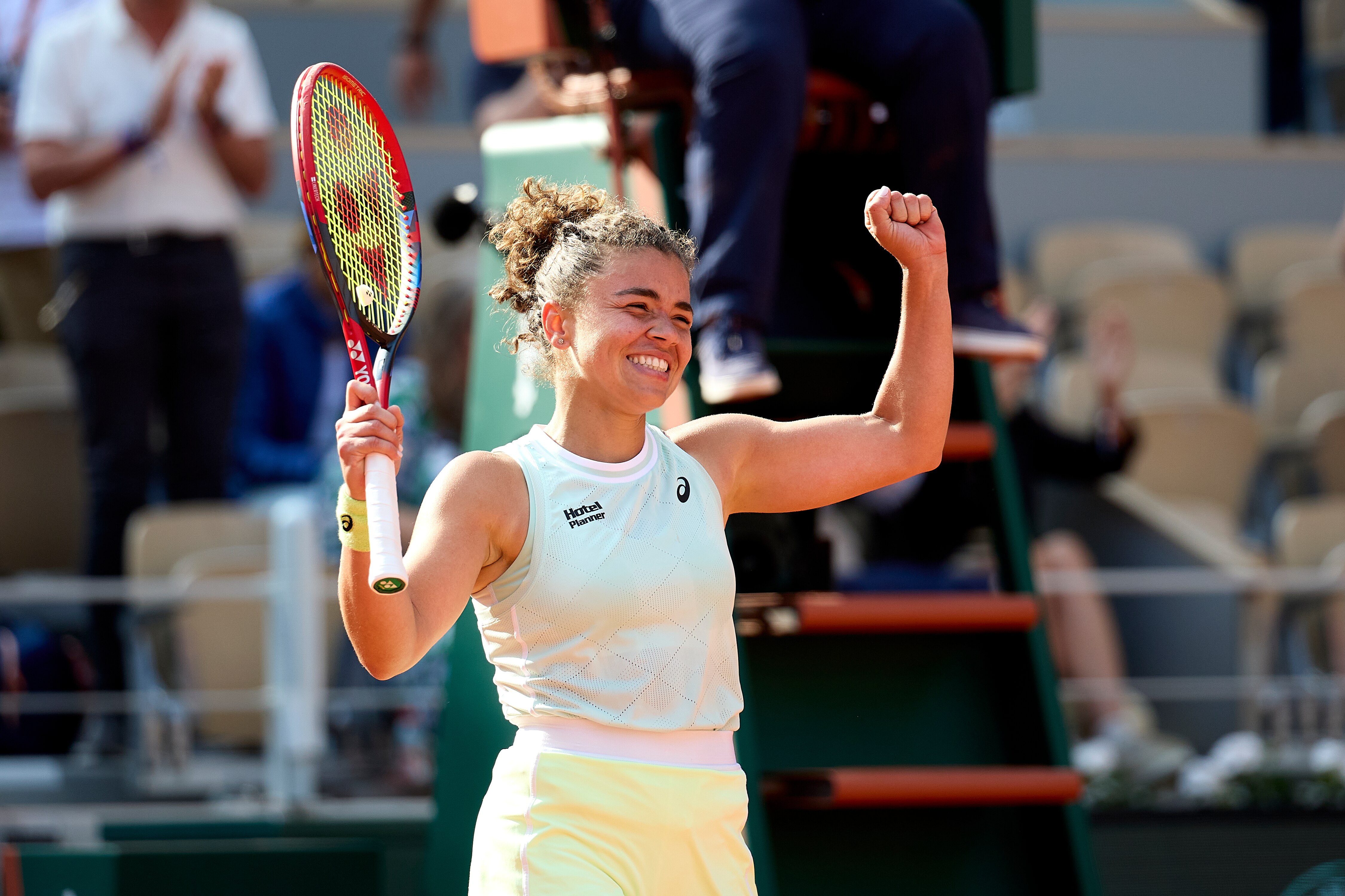 Italian Jasmine Paolini secures French Open final clash with Iga ...