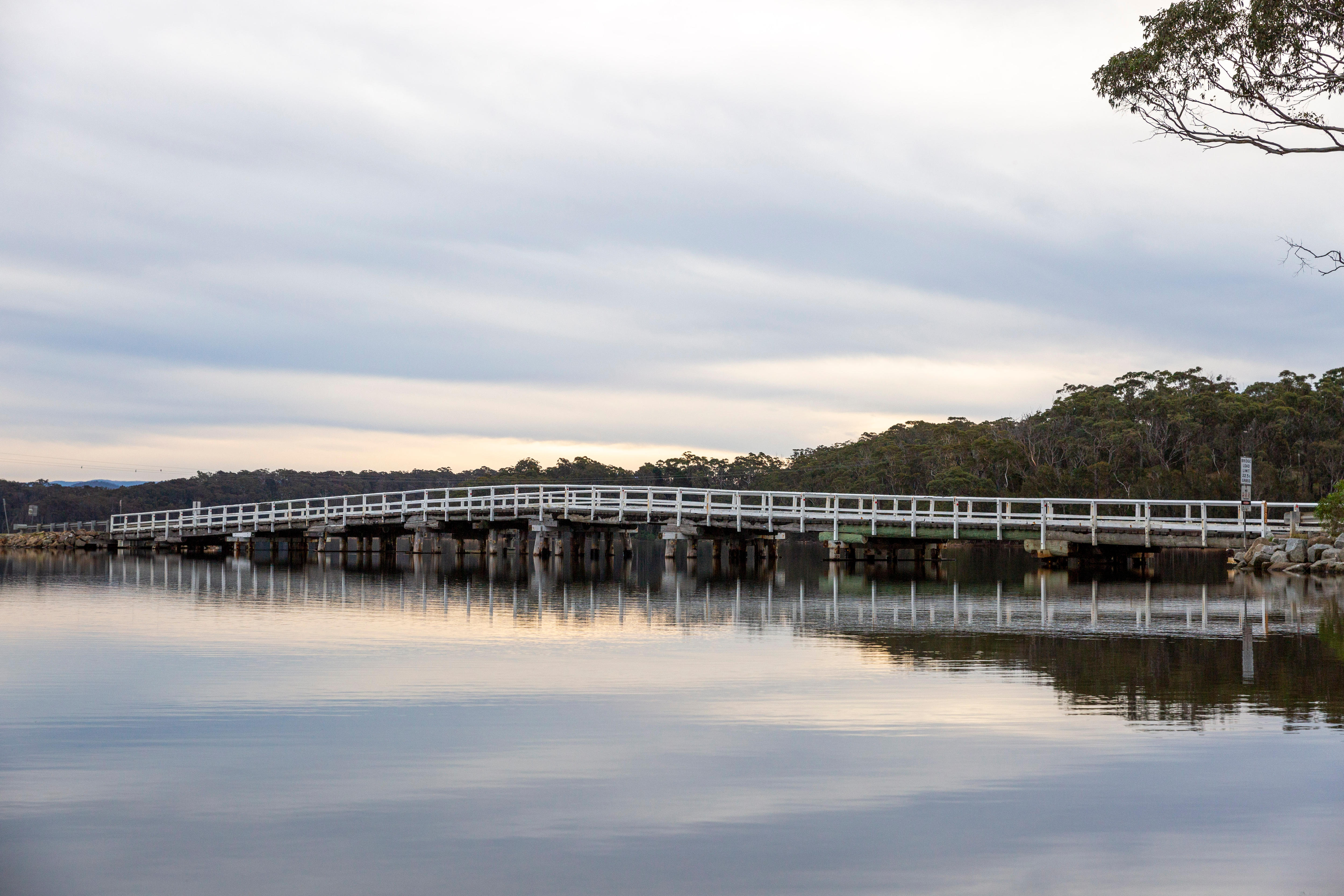 Wallaga Lake Bridge repairs divides NSW community as fears proposed ...