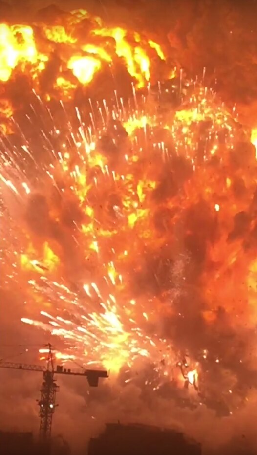 Tianjin explosions: Video captures terrifying blasts, sheer horror of ...