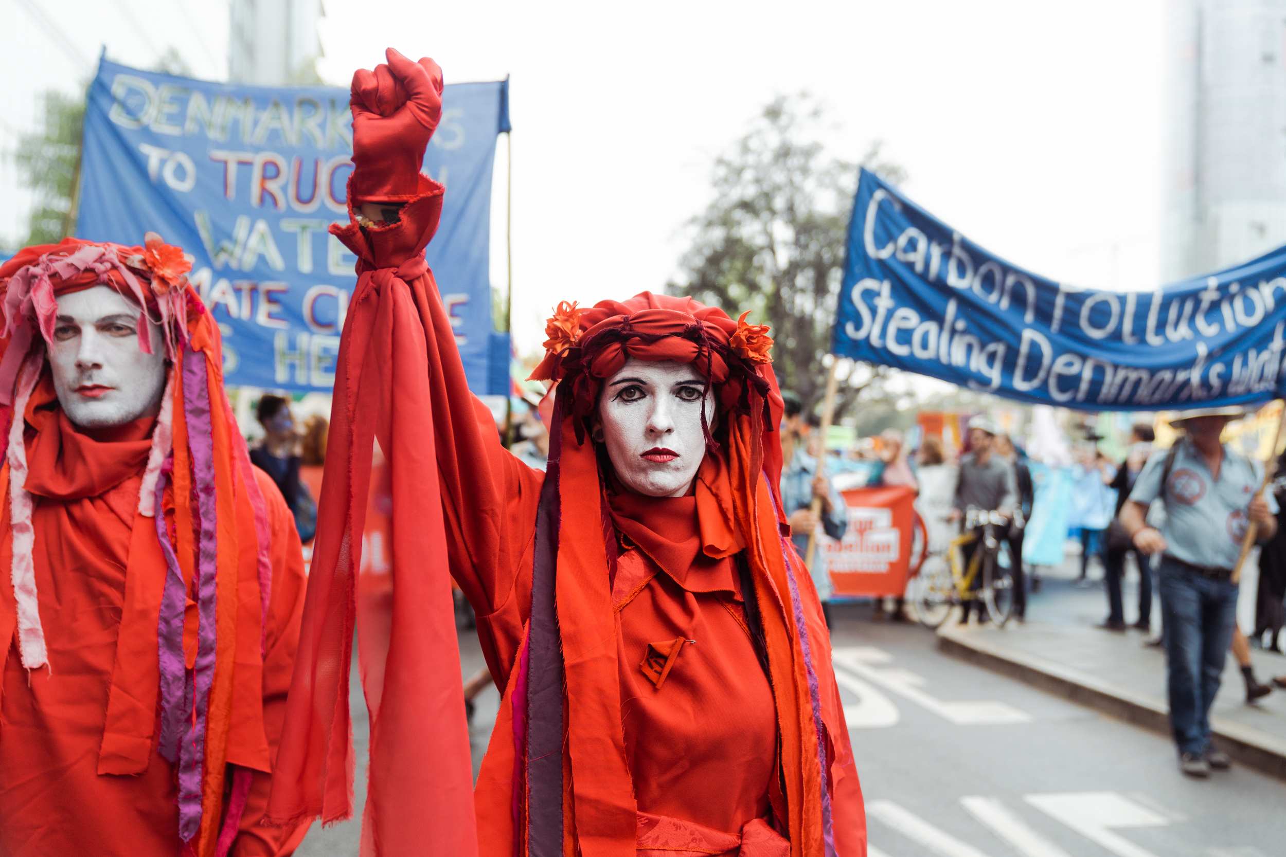 Extinction Rebellion protesters take to Perth CBD, blocking St George's ...