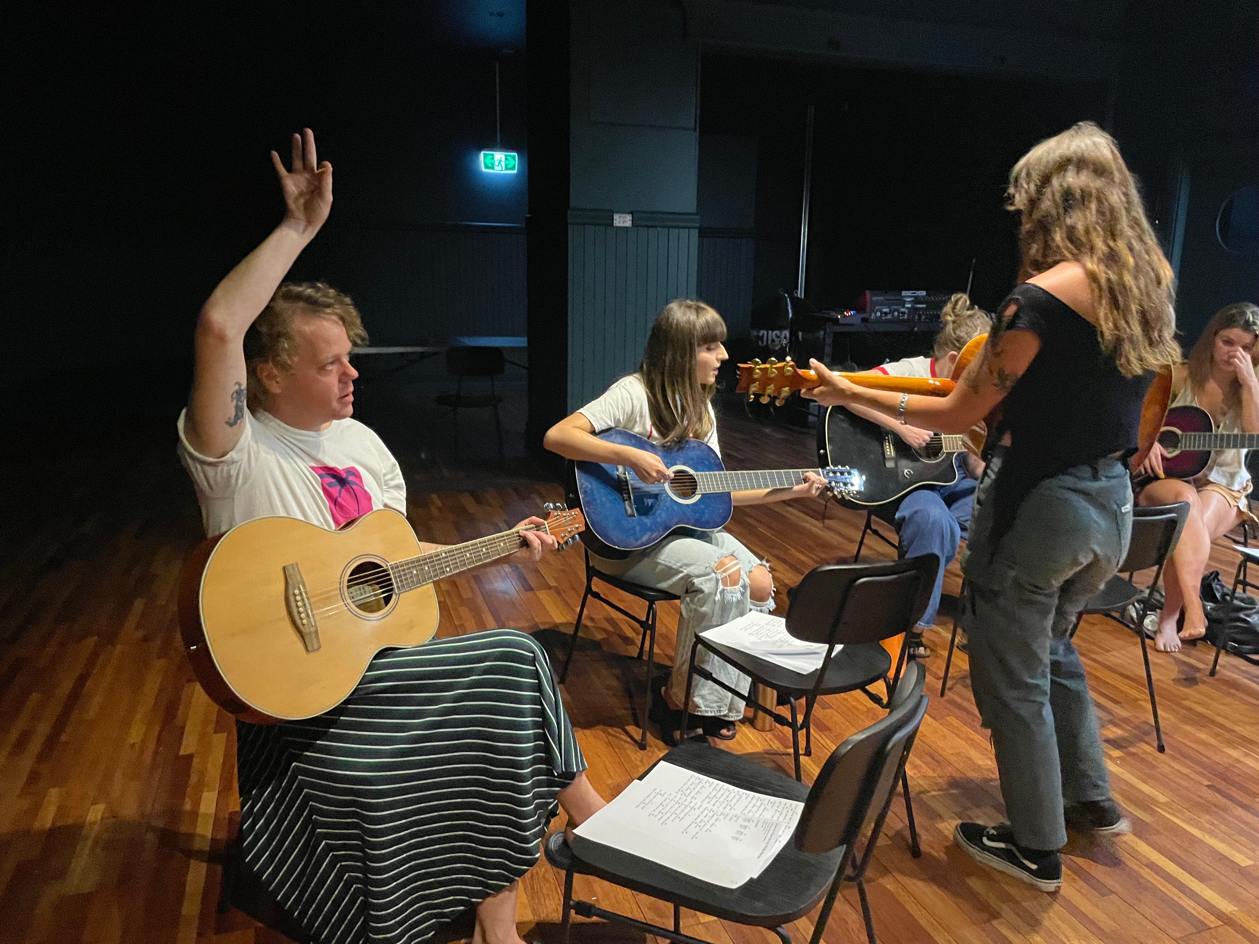 Free guitar lessons for women, trans and non-binary people break down ...