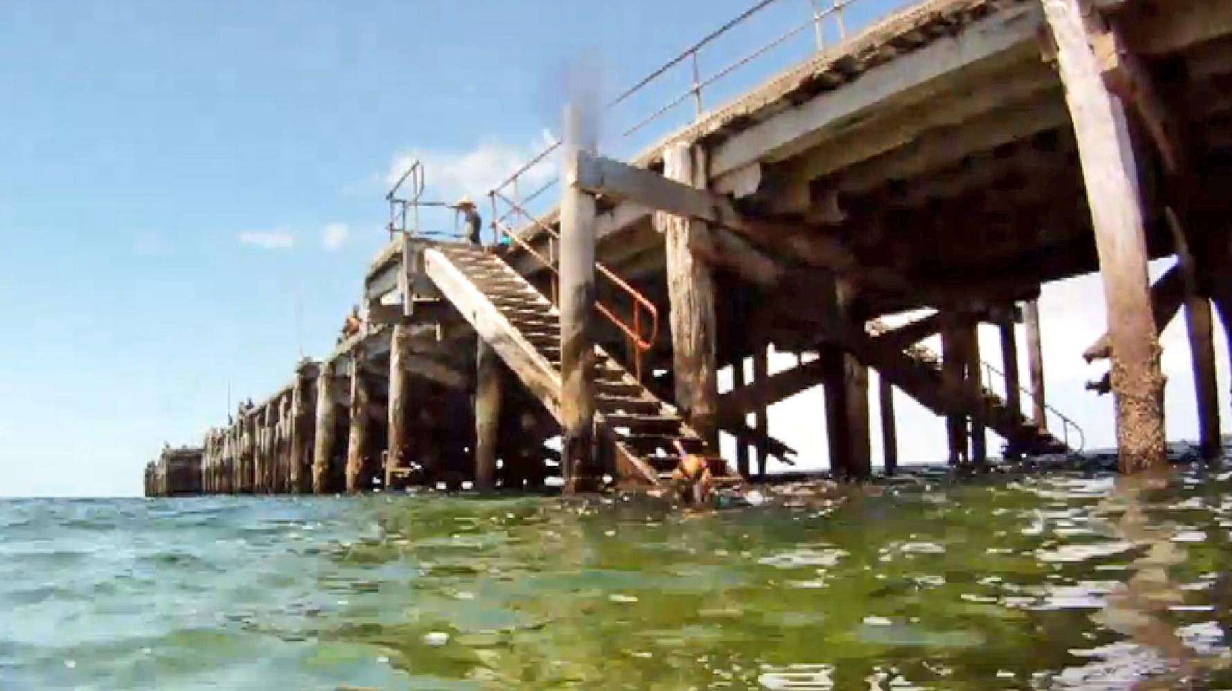 Pylons removal next to Edithburgh jetty angers marine and dive groups ...