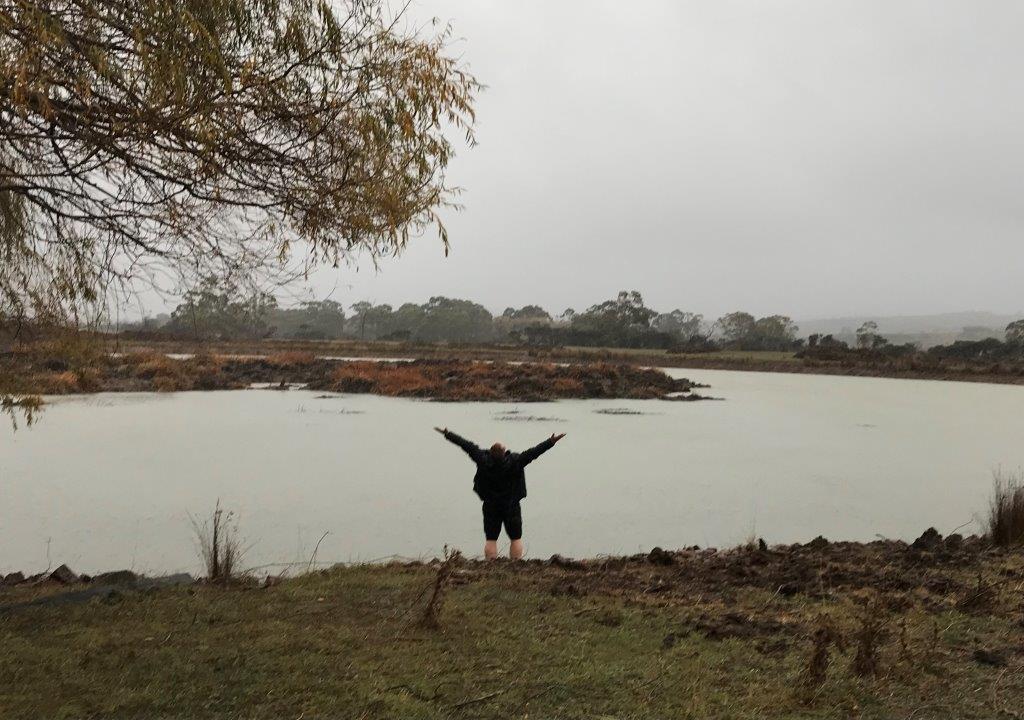 Farmers celebrate rain as Tasmania braces for downpour to continue ...