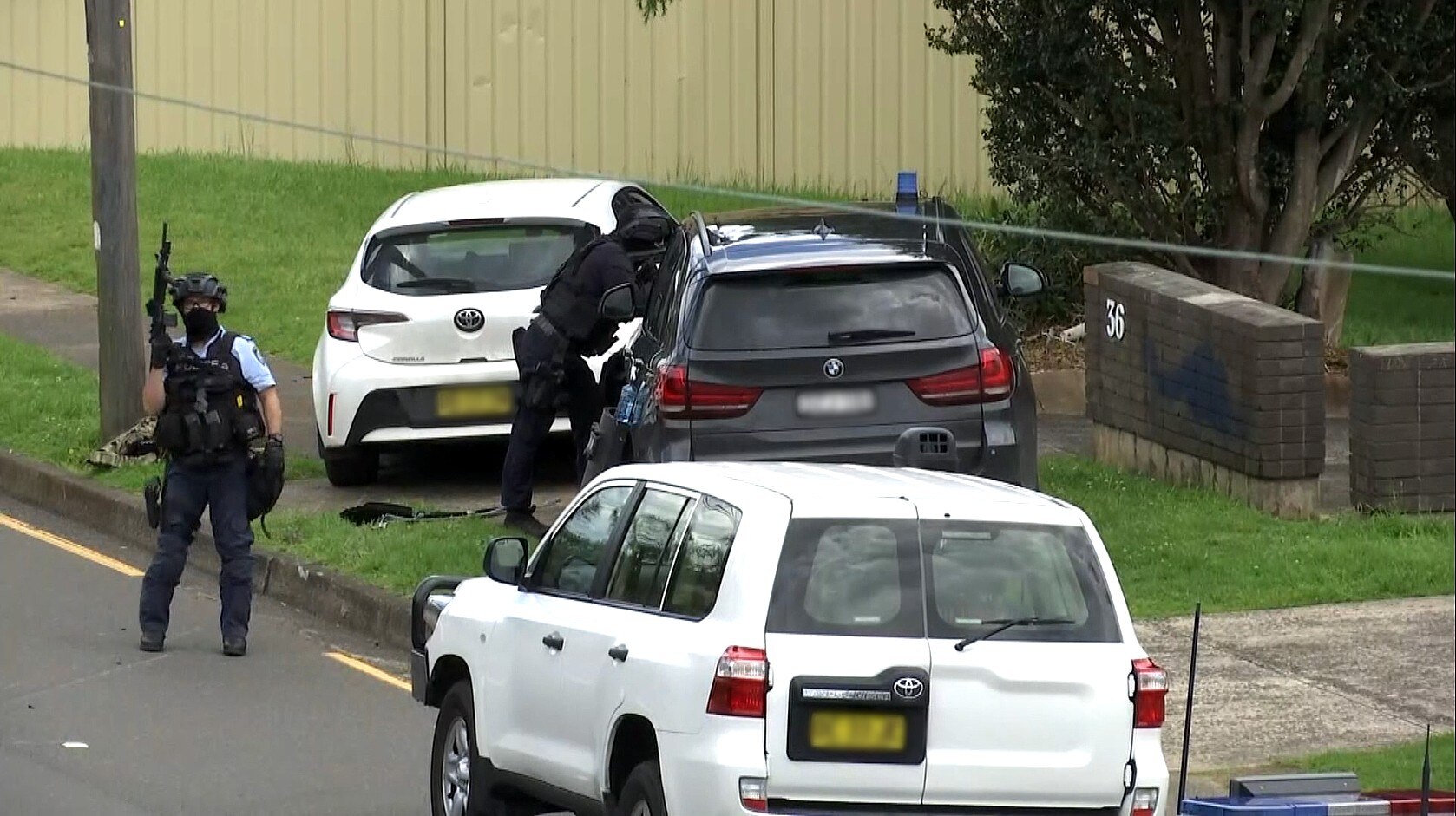 Wollongong siege suspect arrested after car chase, five-hour hostage ...