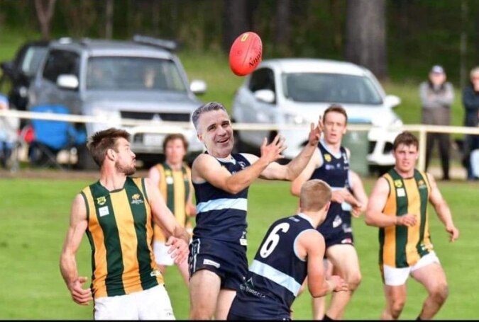 Southern suburbs footy club recruiters target the premier - ABC listen