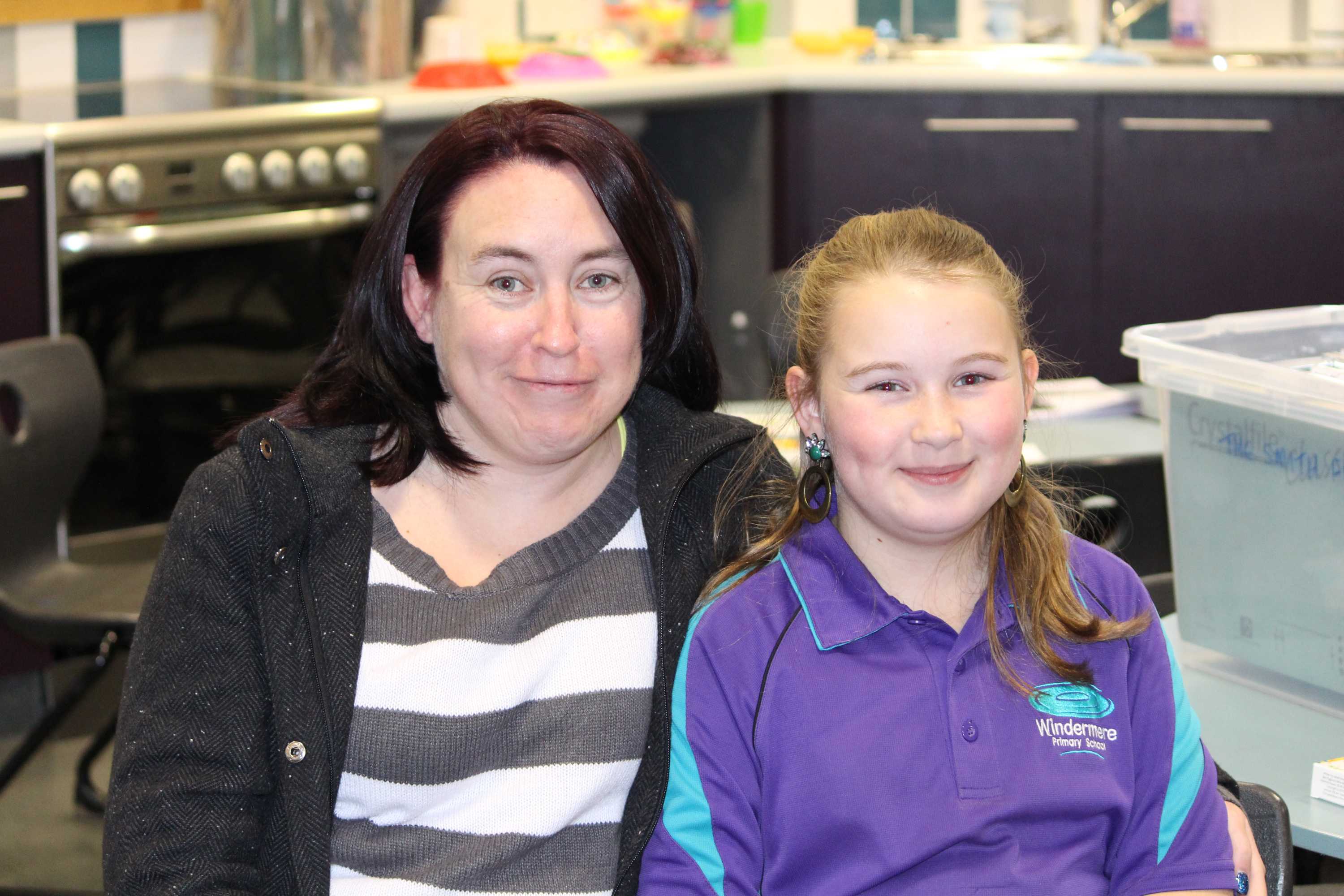 Tasmanian kids keen on maths and science line up for more lessons - ABC ...