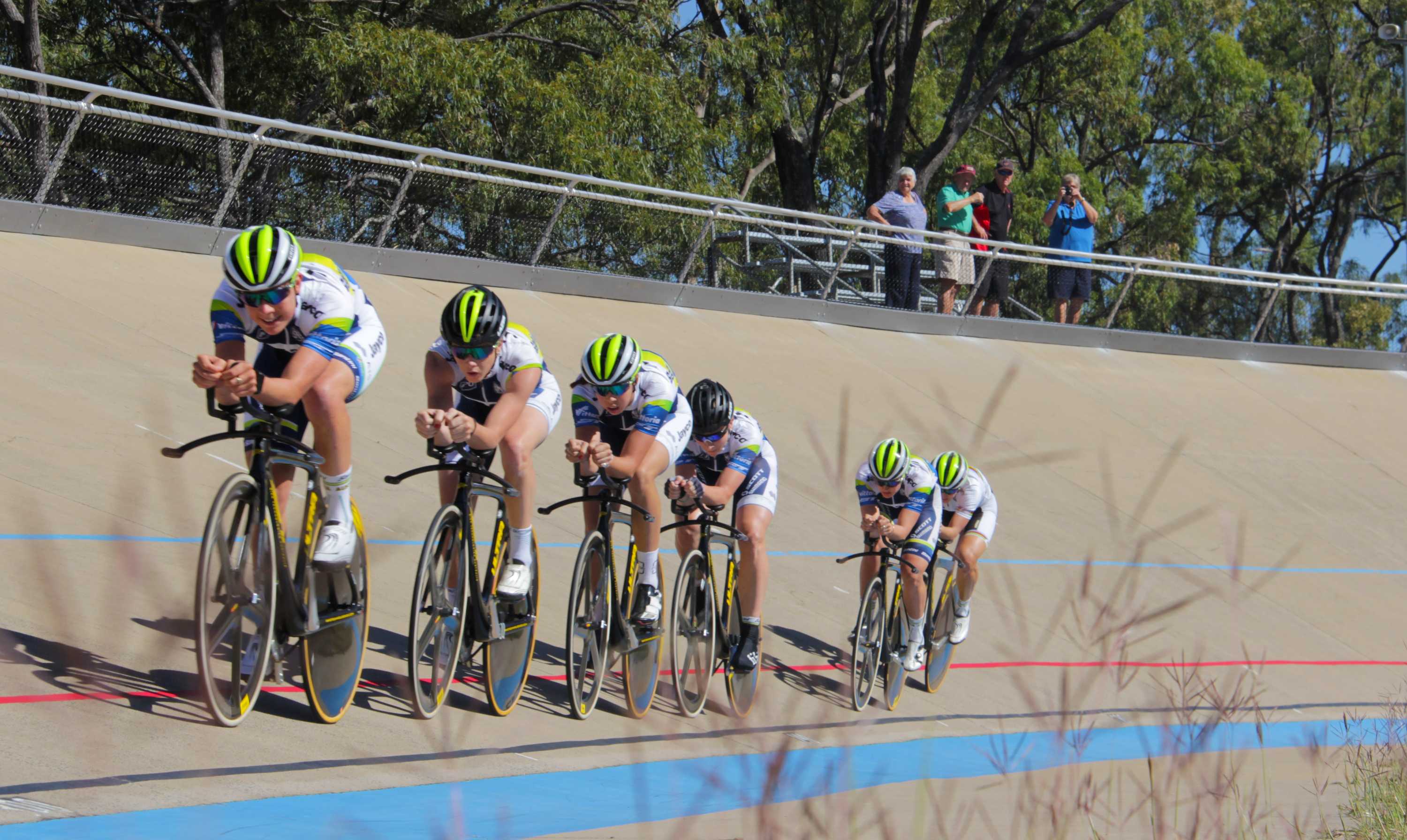 Women's Olympic track cycling squad uses Rockhampton climate for Rio ...
