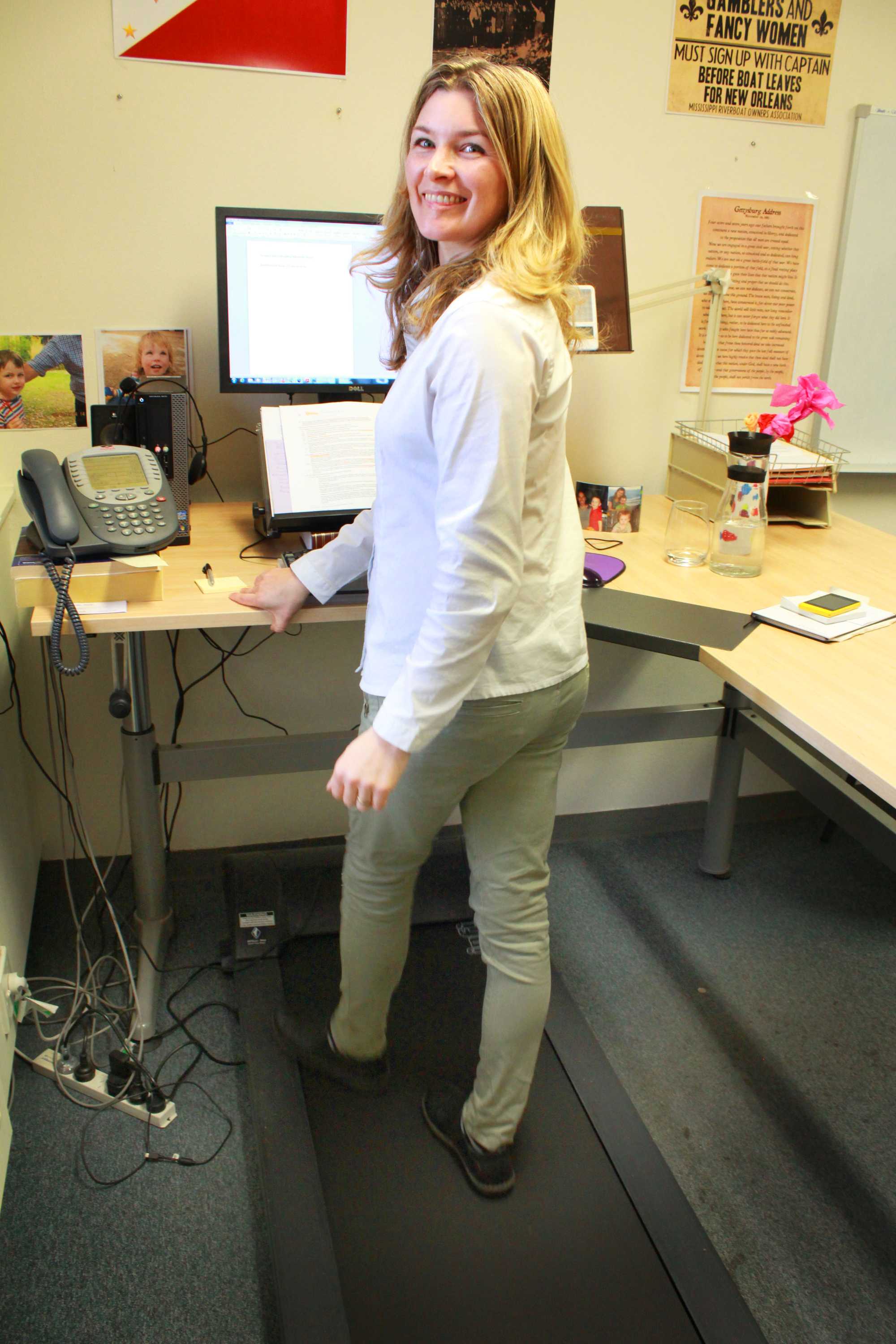 ANU academic Amy Simpson walks up to 25km a week, at her desk - ABC News