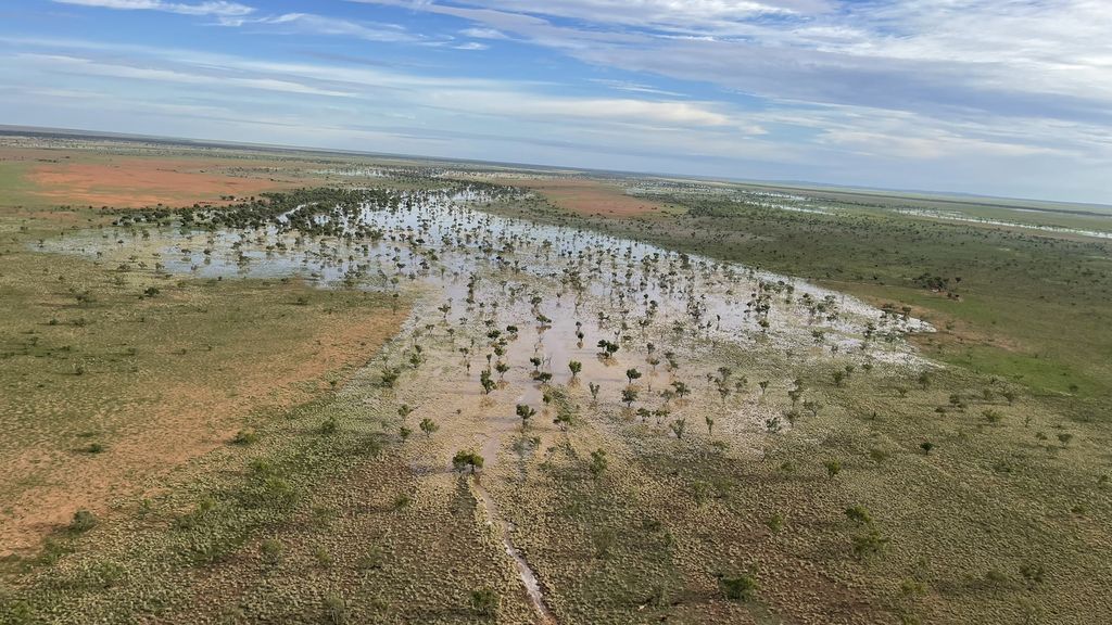 Channel Country flooding - ABC News