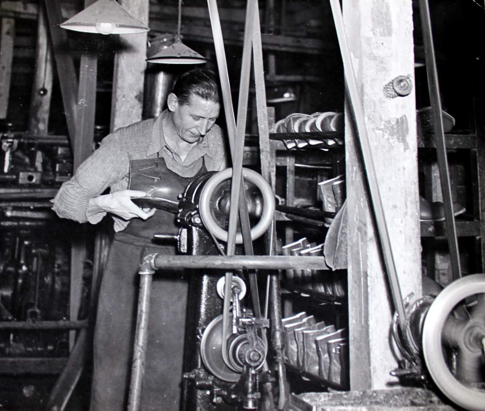 Military boot makers still marching a century after the Anzacs' first ...