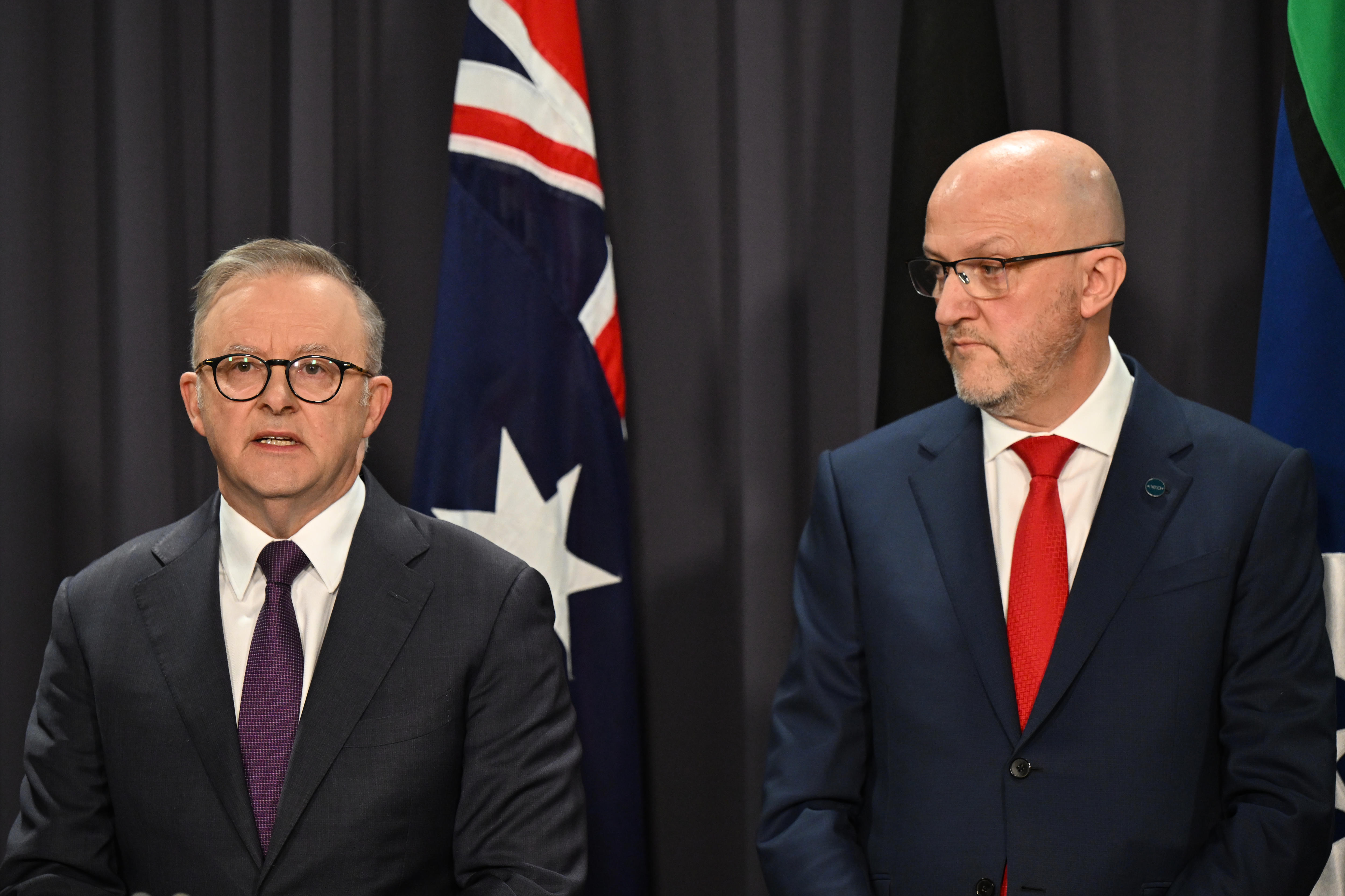 Labor stalled for months on lowering terror alert level after ASIO ...