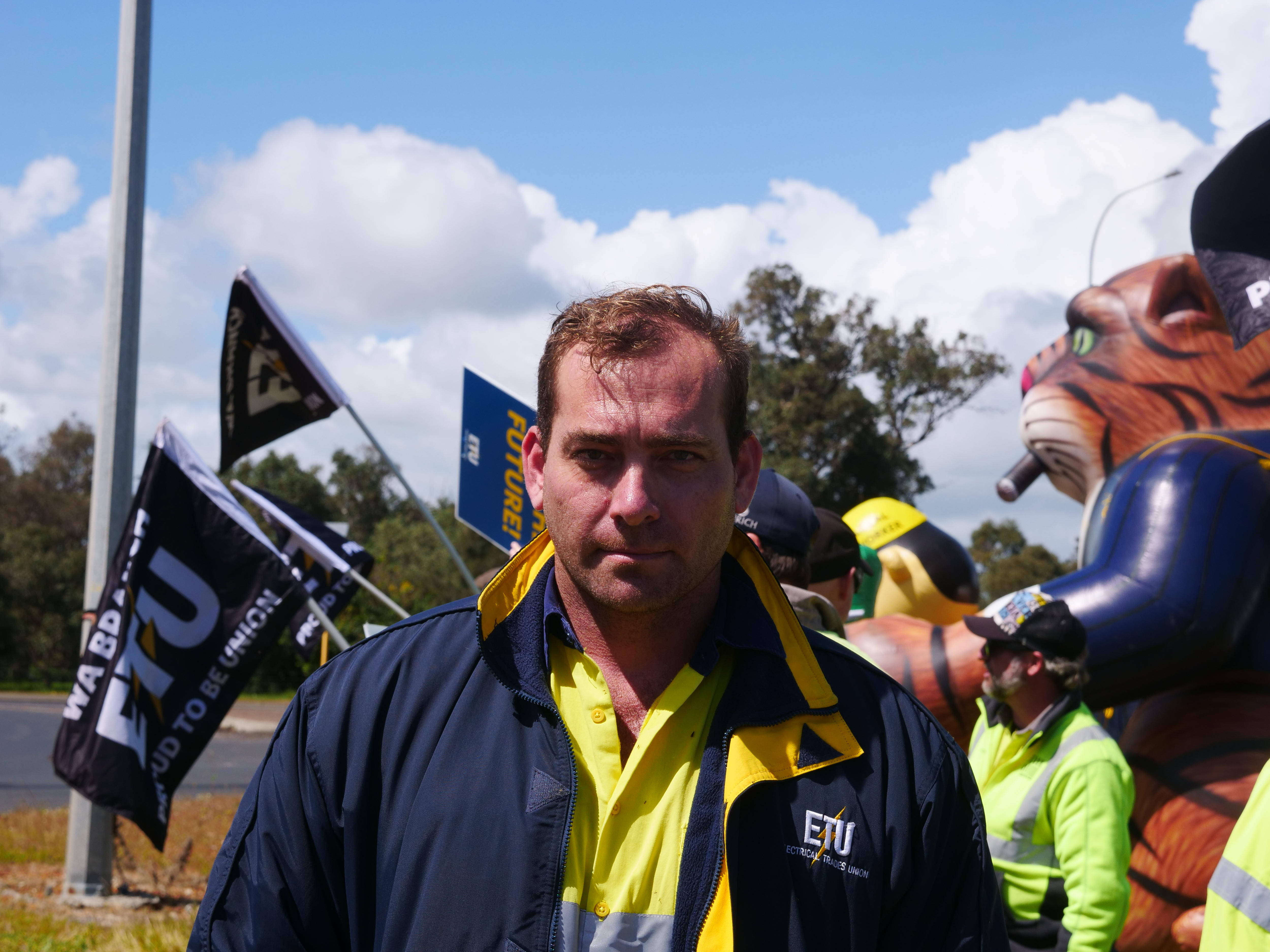 South32 Worsley refinery electricians launch 48-hour strike over 'two ...