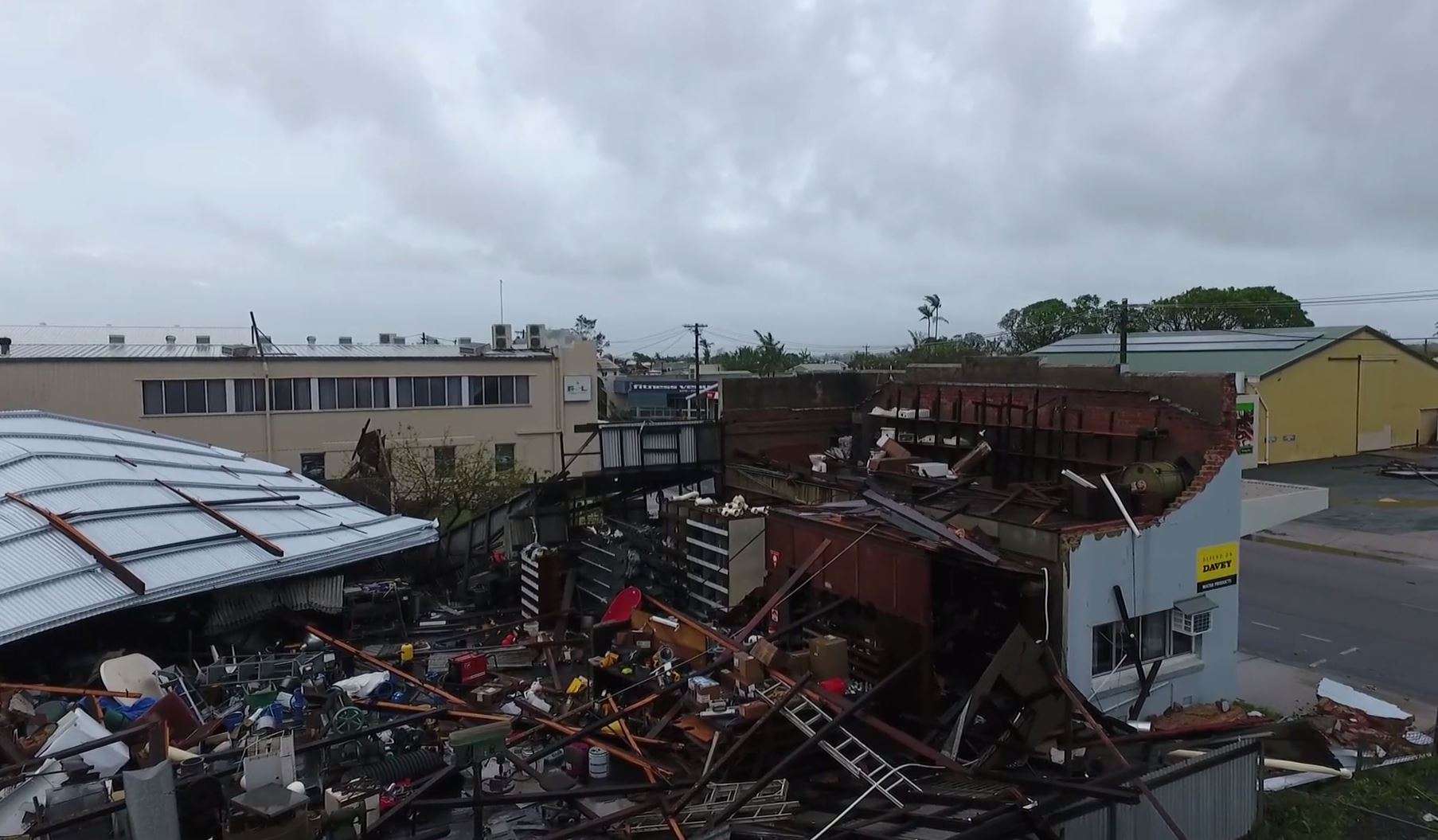 Drone camera captures the scale of Cyclone Debbie's destruction - ABC News