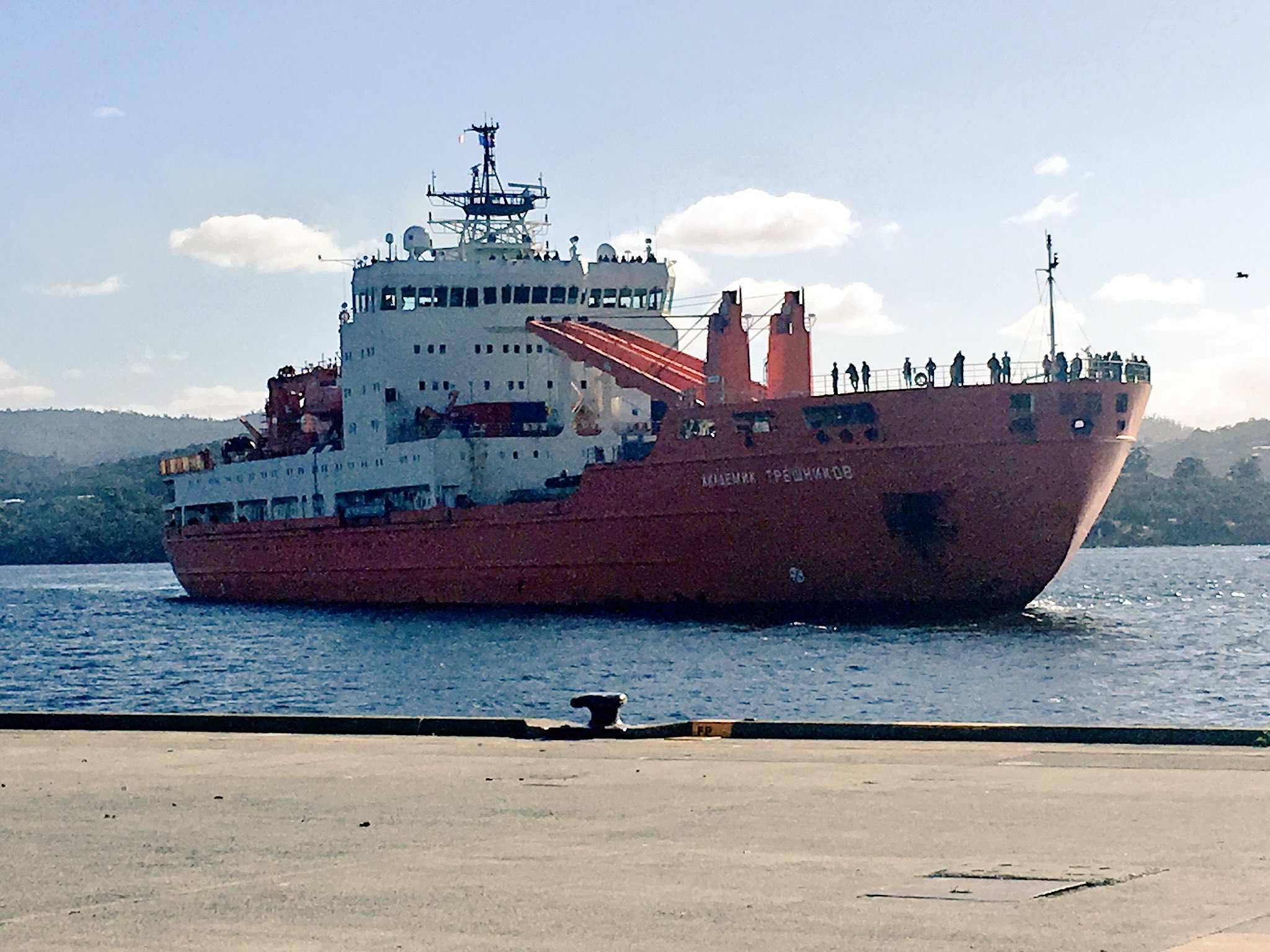 International research ship on lap of Antarctica makes Hobart pit stop ...