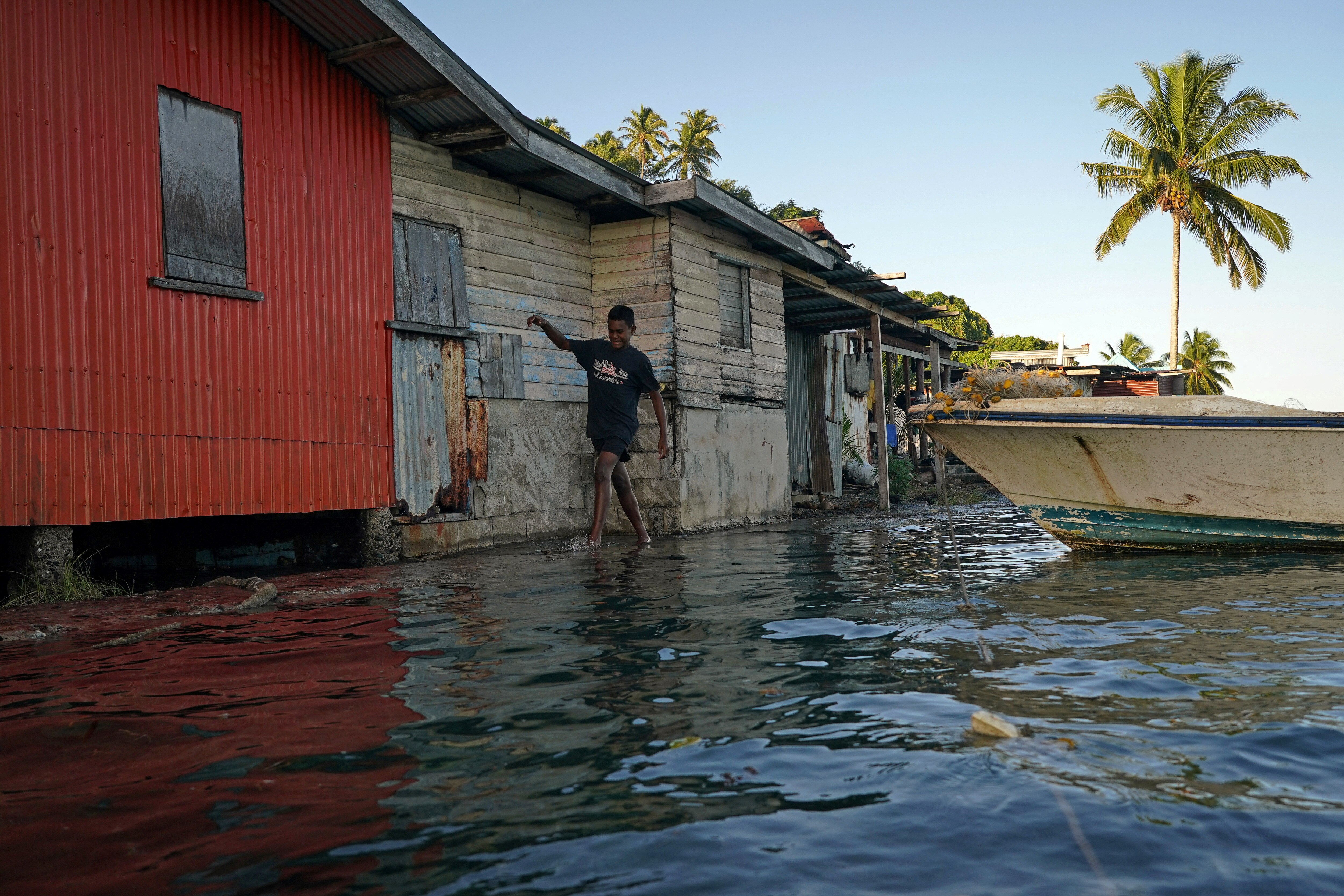 Fijian islanders forced from their ancestral lands by climate change ...