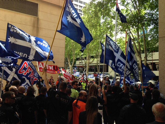 Union rally outside Perth court in protest over workers' charges - ABC News