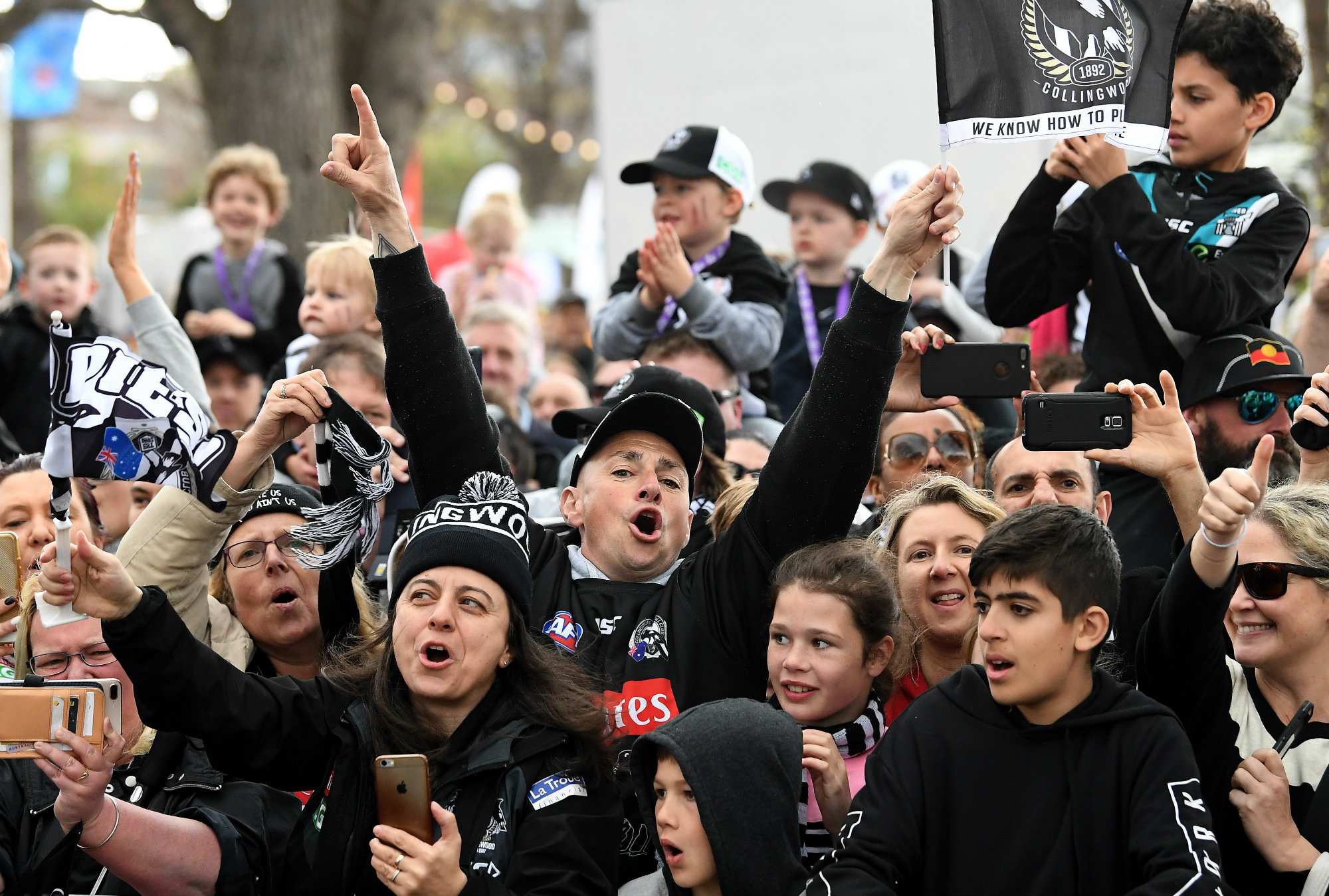 AFL grand final parade draws Collingwood Magpies, West Coast Eagles ...