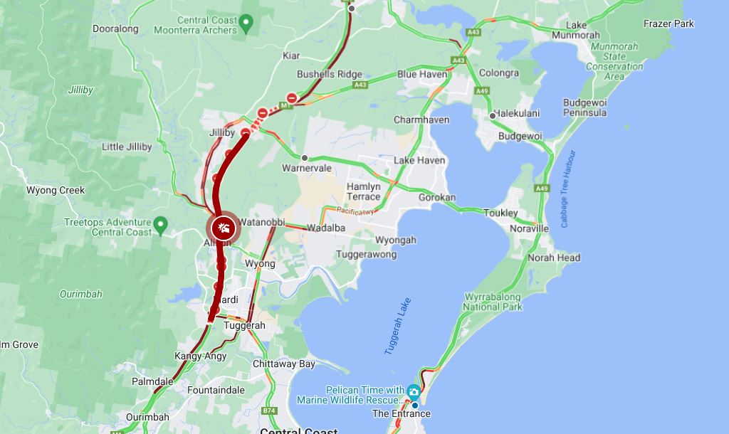Delays on M1 following four-vehicle crash at Wyong - ABC News