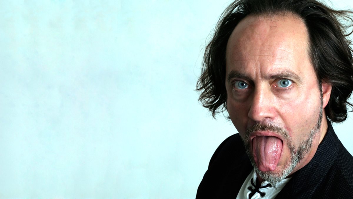 British comedian dead on stage for five minutes before audience ...