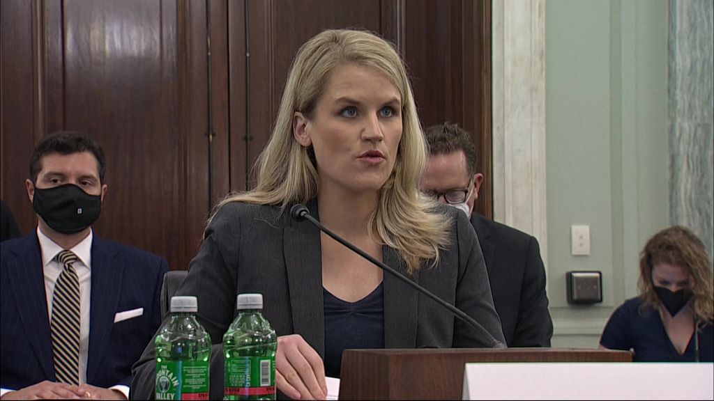 Why Facebook's in trouble again - ABC listen