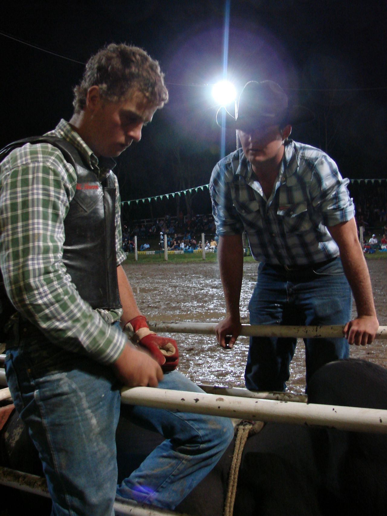 Cowboy up for the Wingham Rodeo - ABC News