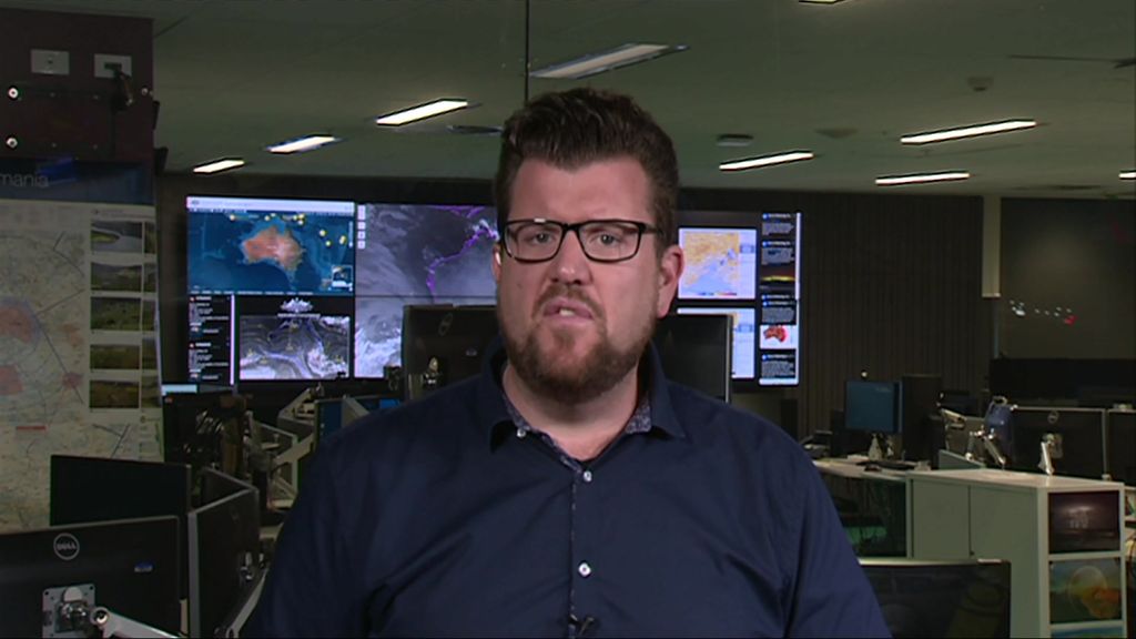 Multiple flood warnings in place across Victoria - ABC News