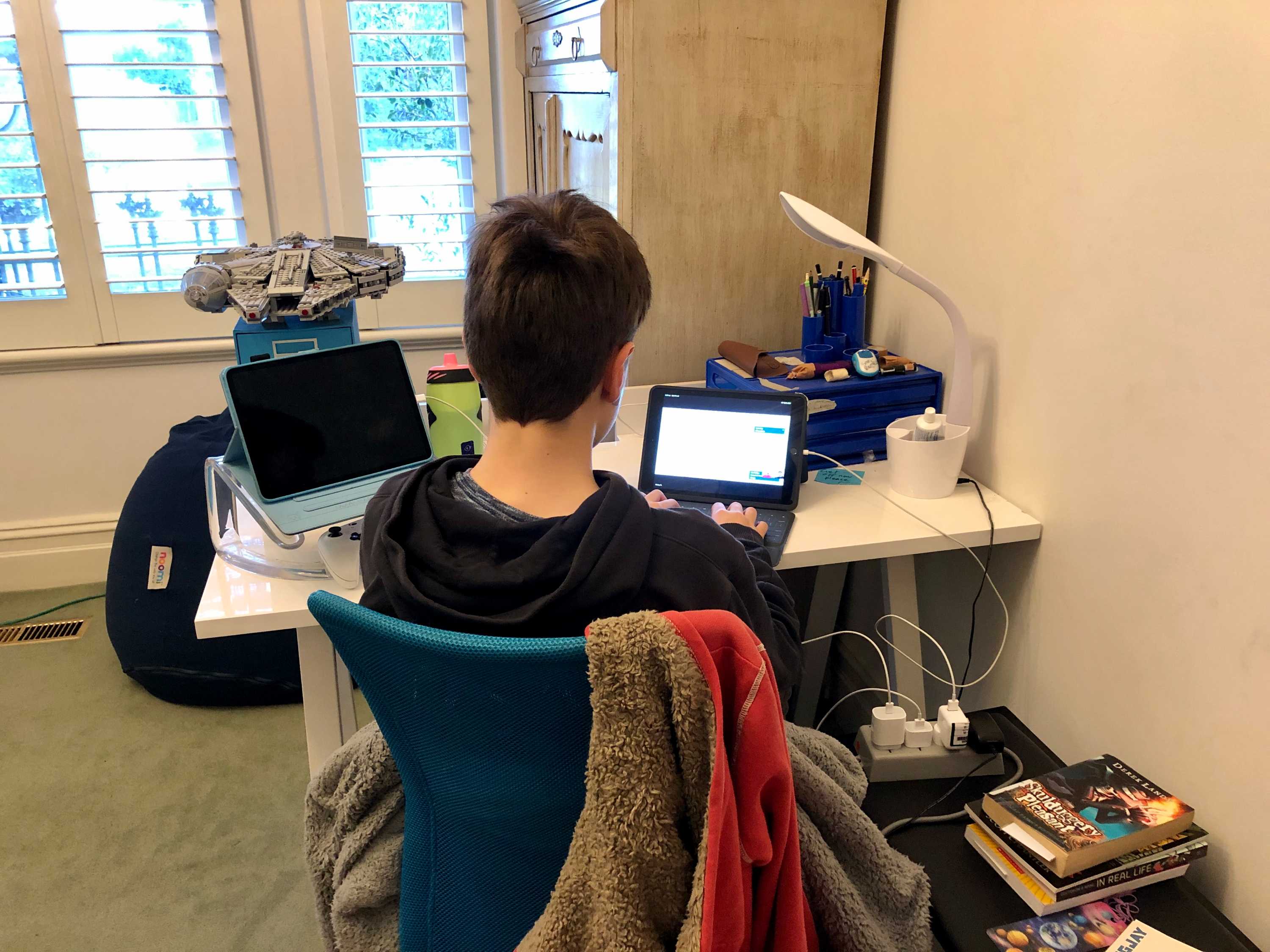 Melbourne parents and kids steady themselves for another round of ...