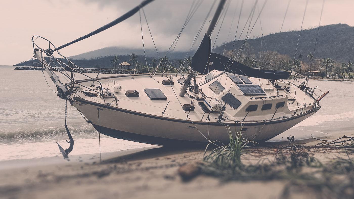Cyclone Debbie - Behind The News