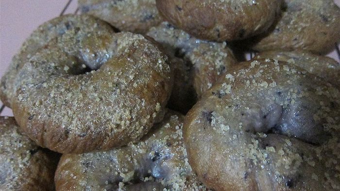 Blueberry bagels - ABC News