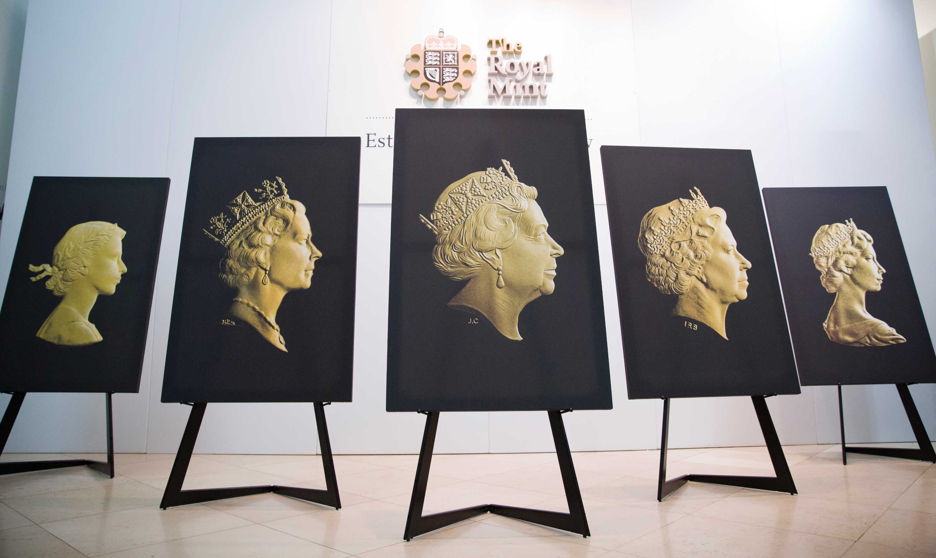 New coin portrait of Queen Elizabeth unveiled - ABC News