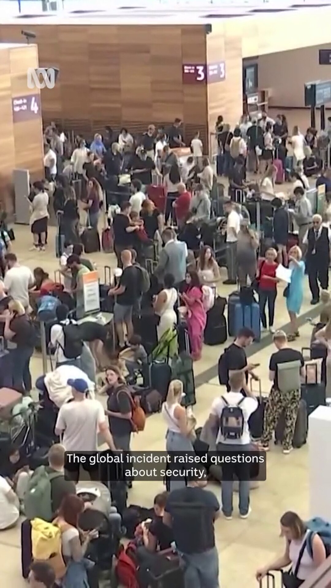 Firm apologises after bug causes global tech crash - ABC News