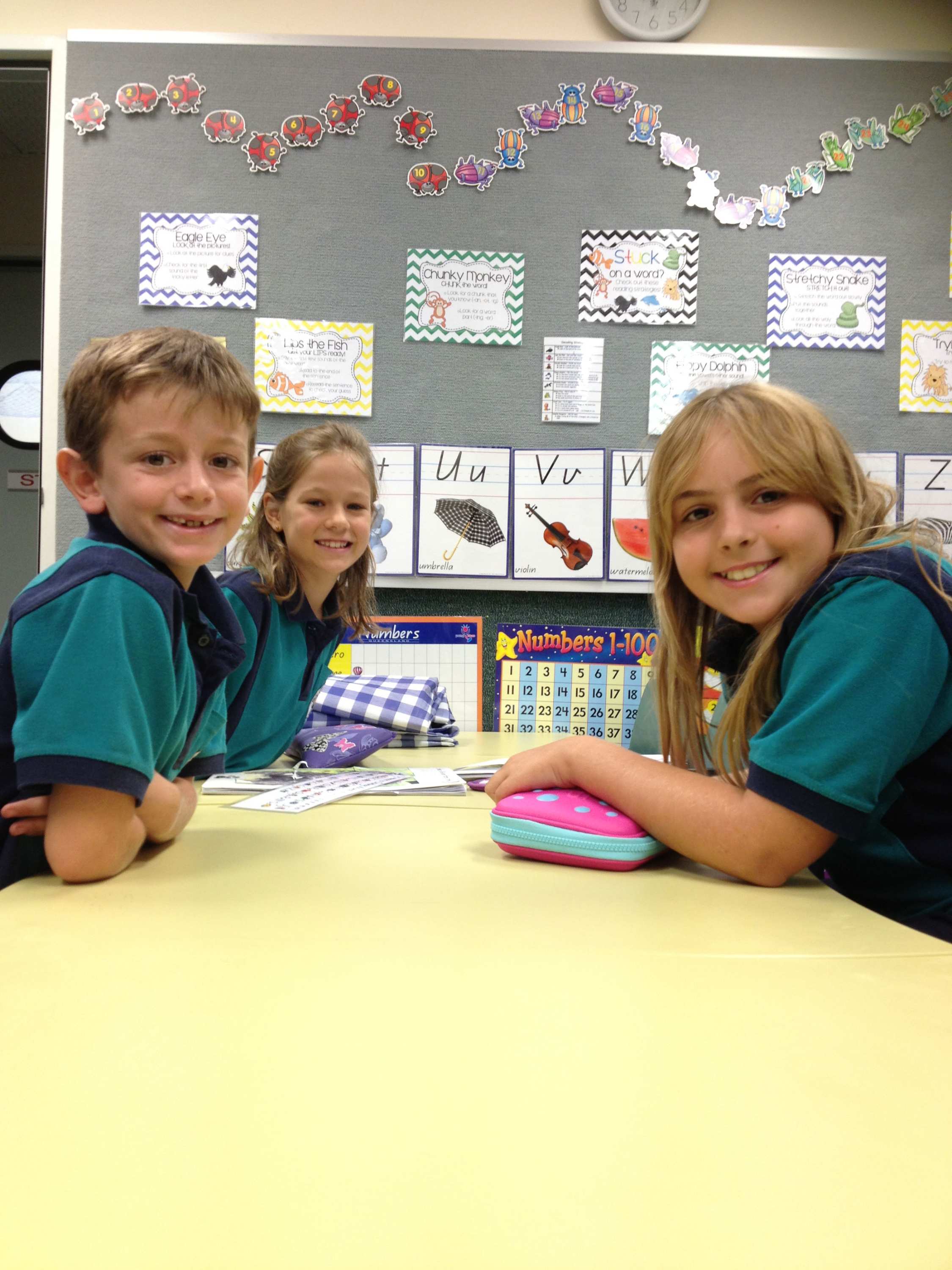 Qld remote learning students gather for rare class catch-up in ...