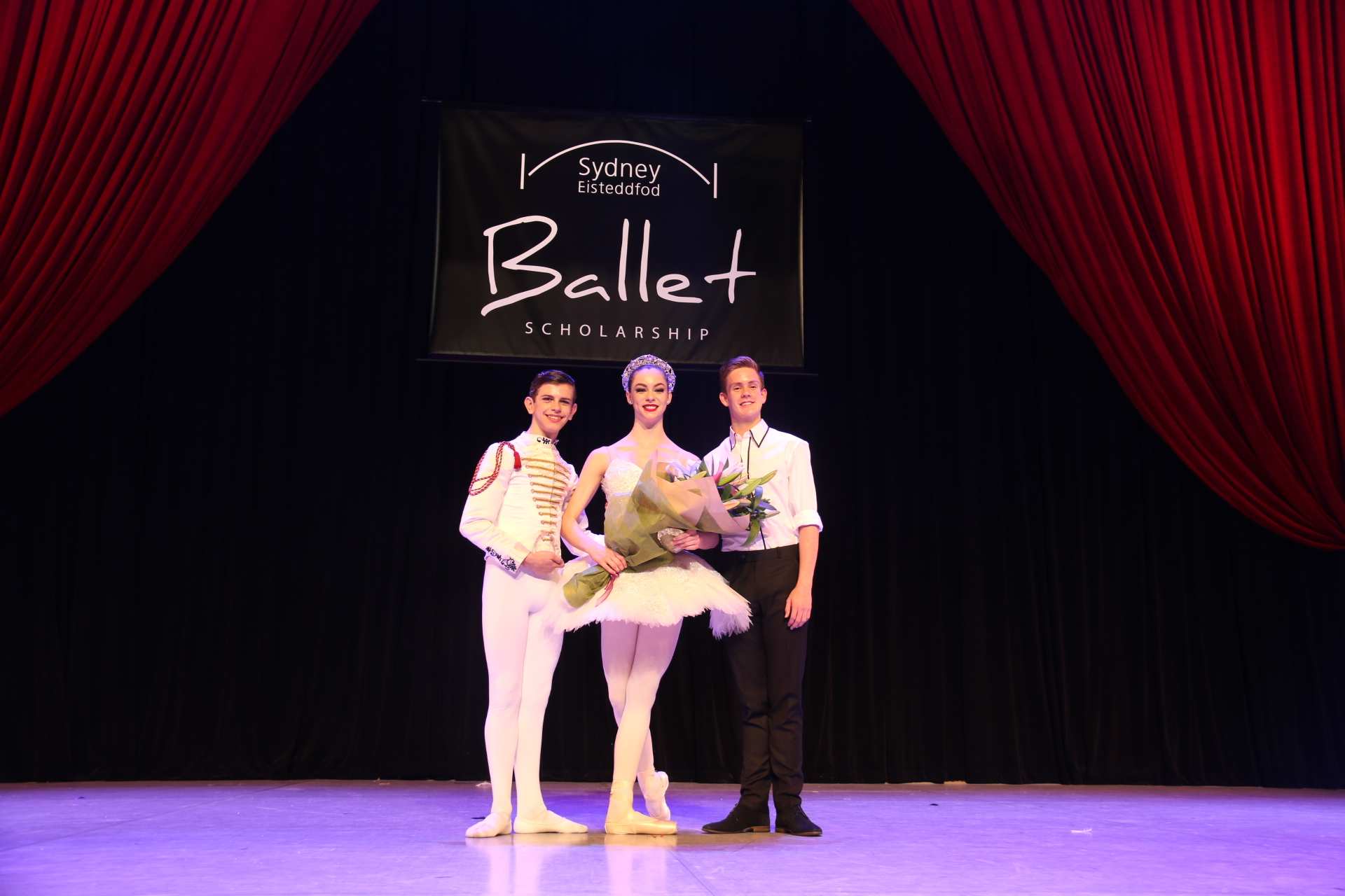 Sydney teen wins top prize at biggest ballet comp in southern ...
